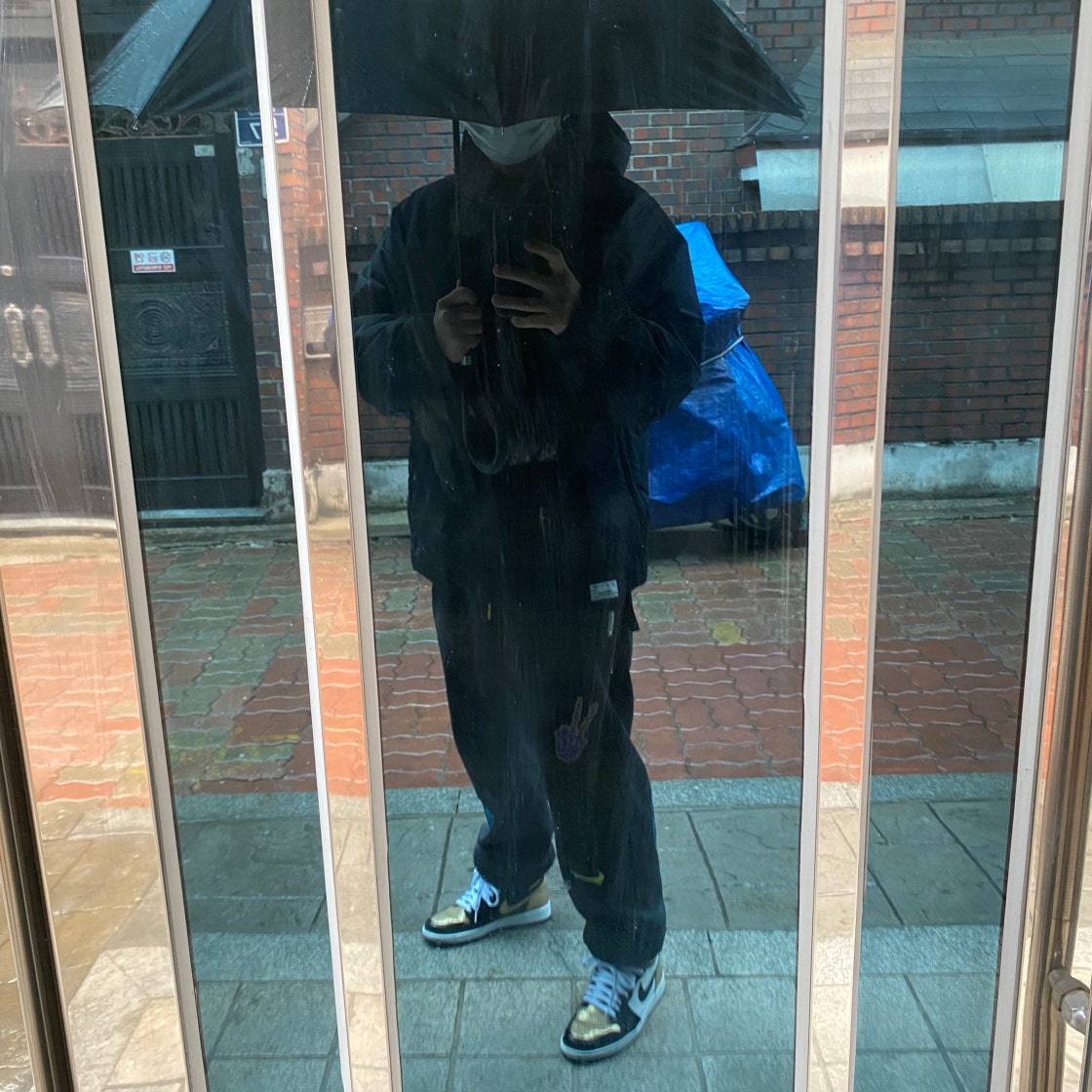 JJang_Gu (@moment) 님의 게시물 | KREAM