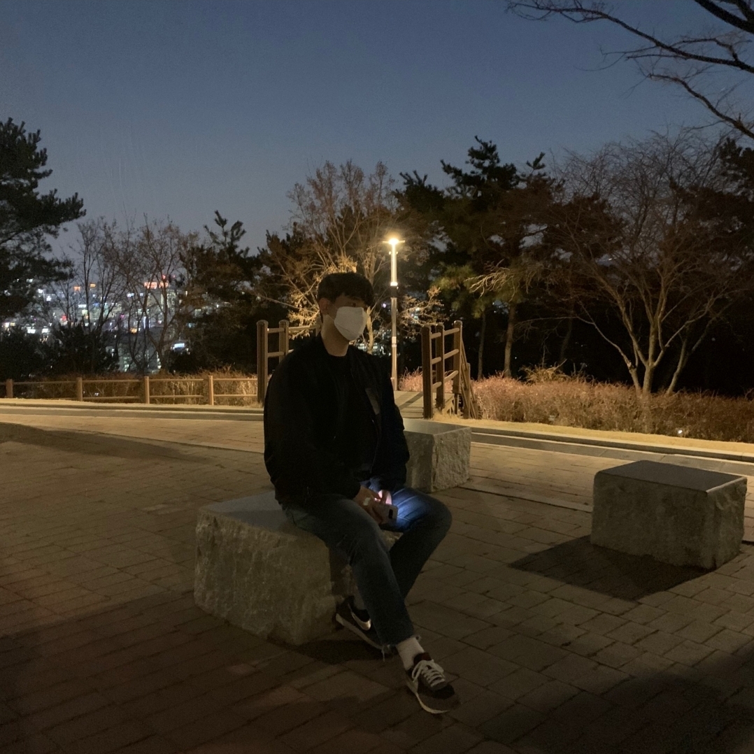 jjjj (@jneomc) 님의 게시물 | KREAM