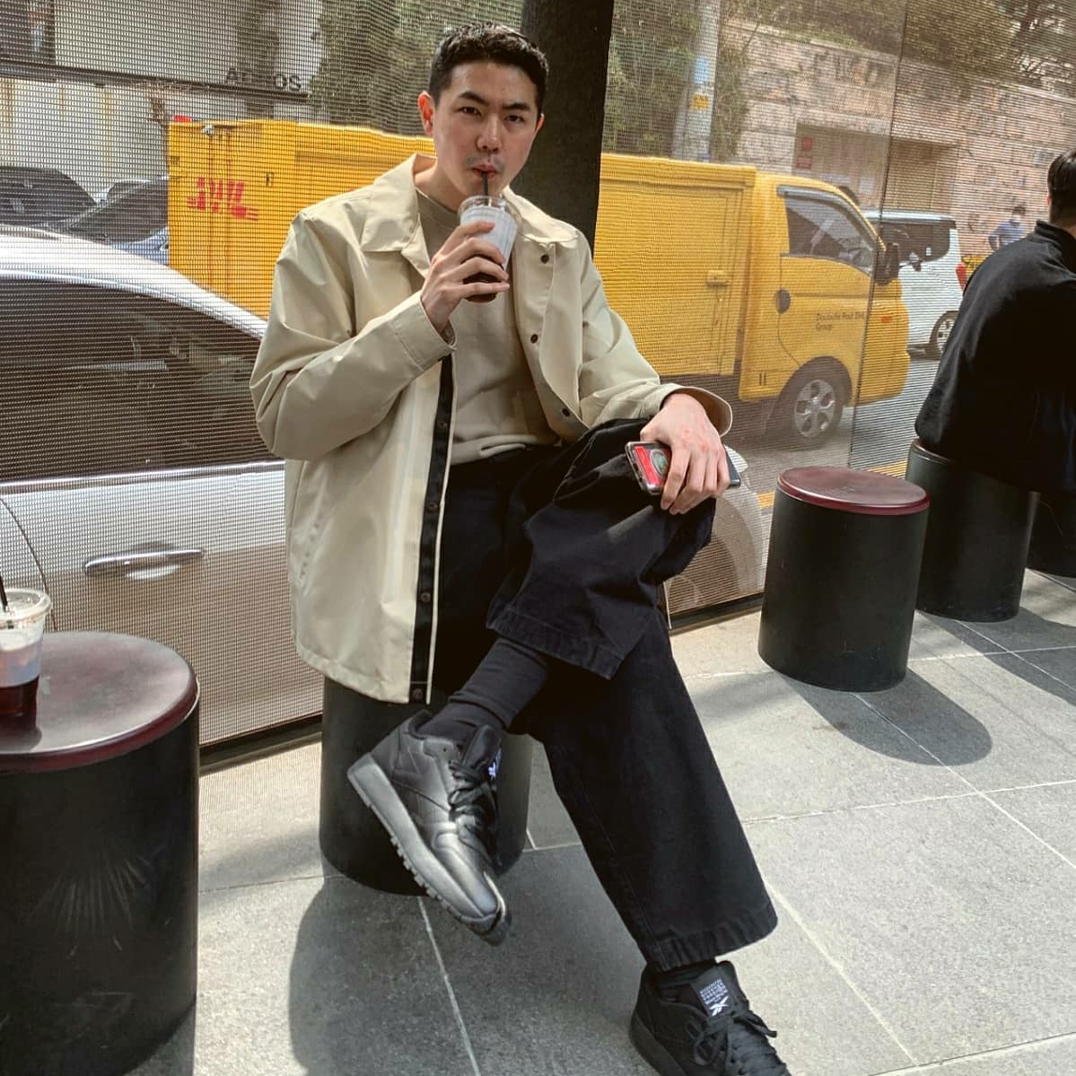 신준용 (@walk_likeaman) 님의 게시물 | KREAM