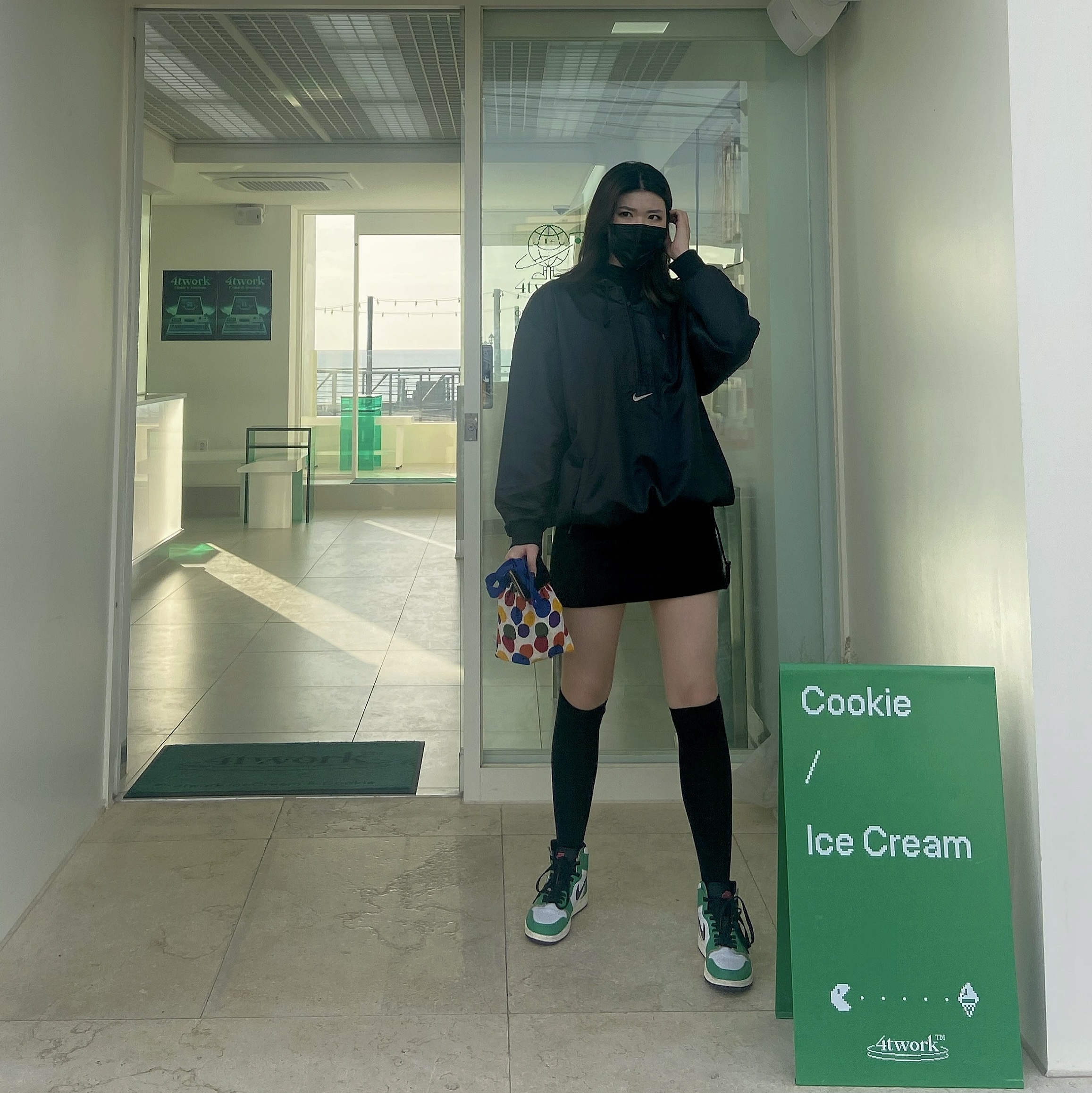 (@eve_e) 님의 게시물 | KREAM