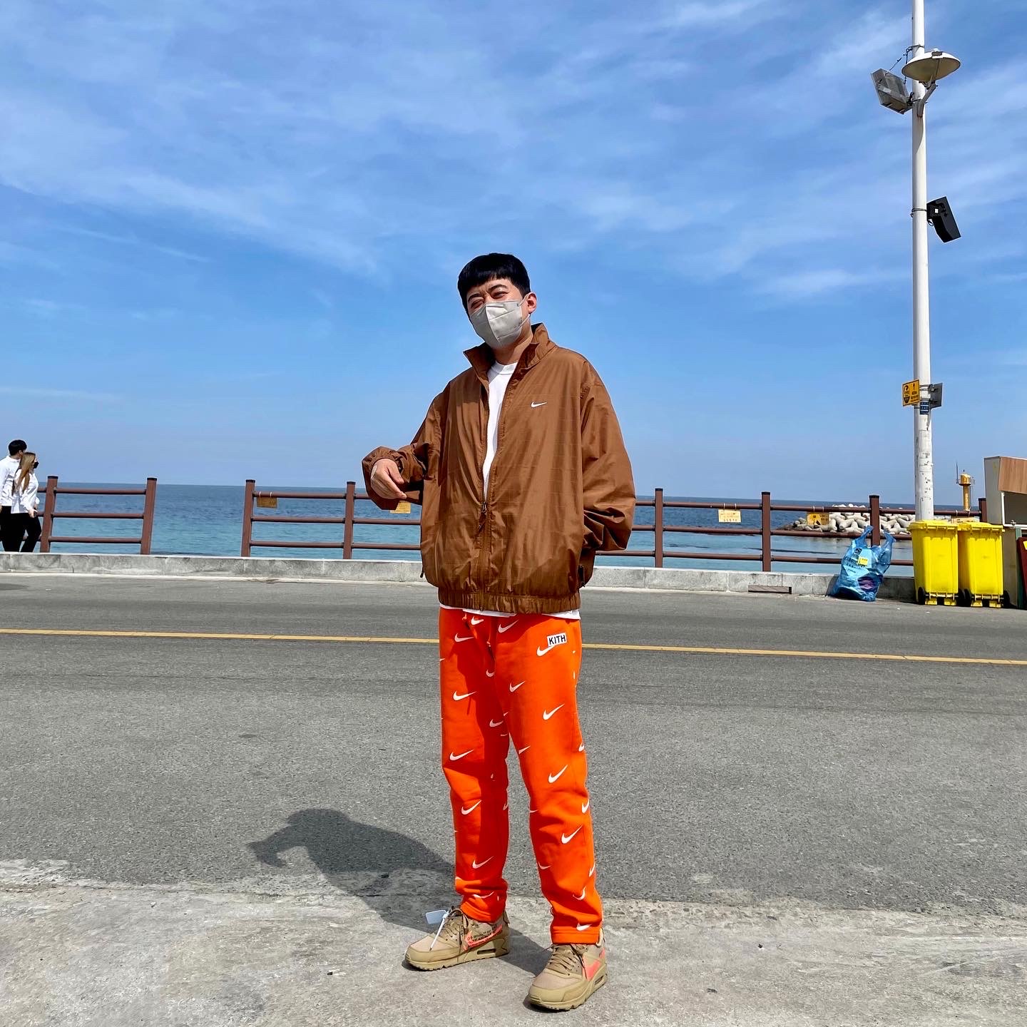 호춘이야 (@chokigood) 님의 게시물 | KREAM