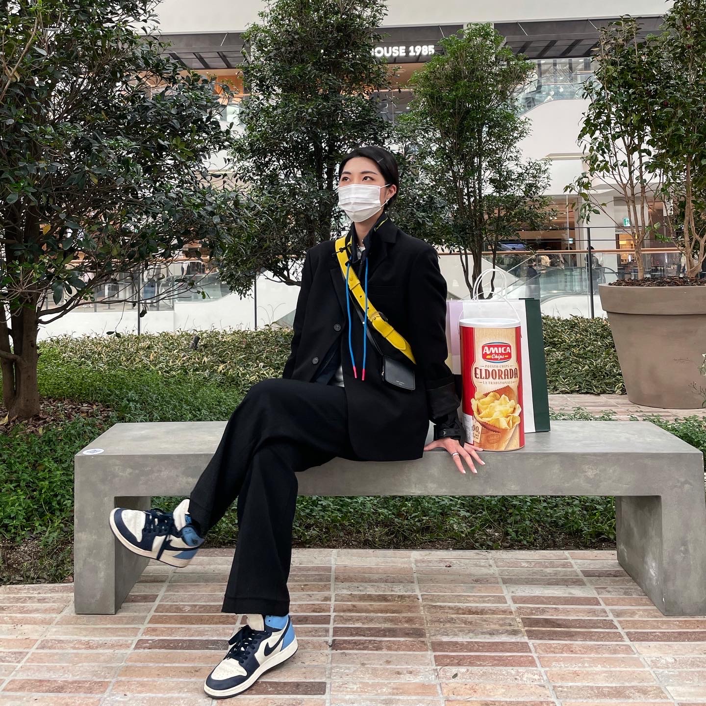 앵미 (@00kay) 님의 게시물 | KREAM