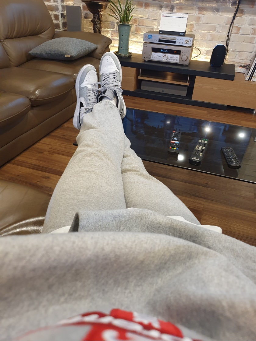 쪼유리아빠 (@chris_burn) 님의 게시물 | KREAM