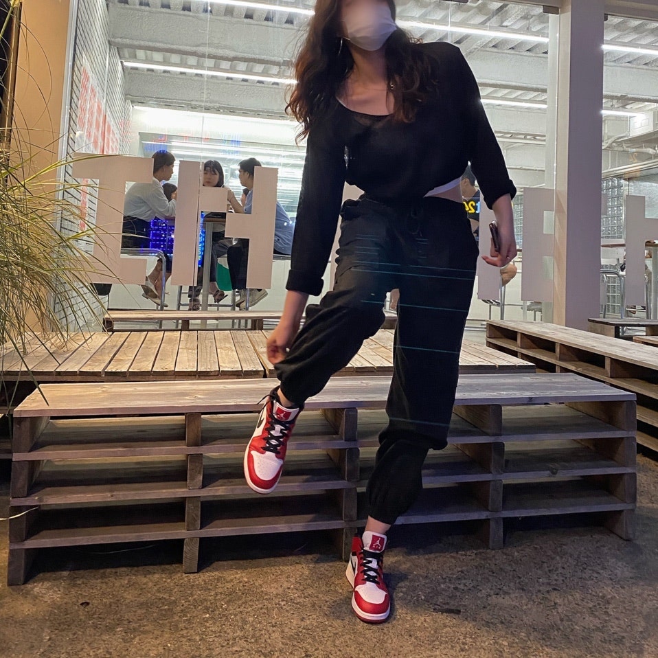 (@eve_e) 님의 게시물 | KREAM