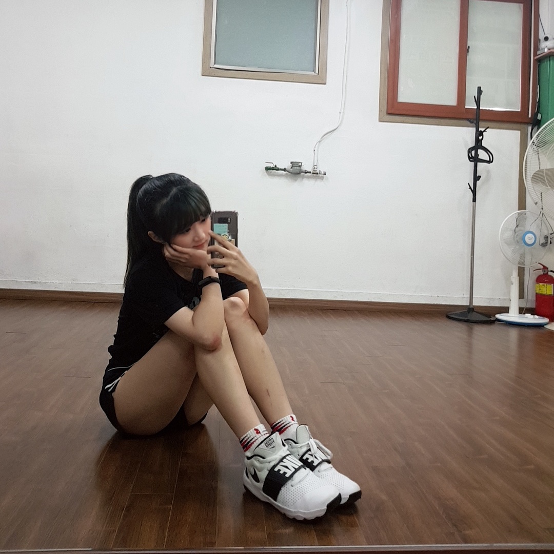 장희인 (@sipp35) 님의 게시물 | KREAM