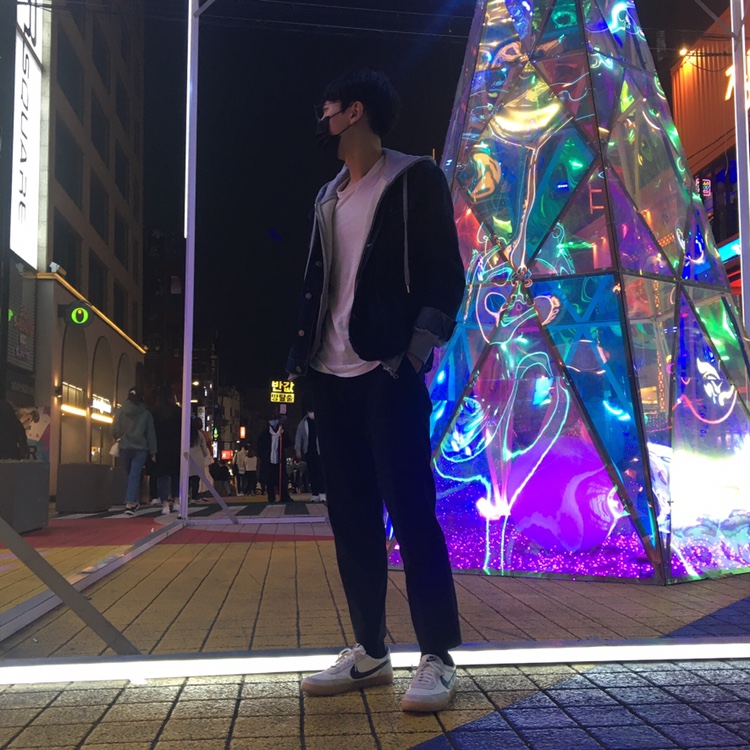 junney03 (@sang_june_03) 님의 게시물 | KREAM