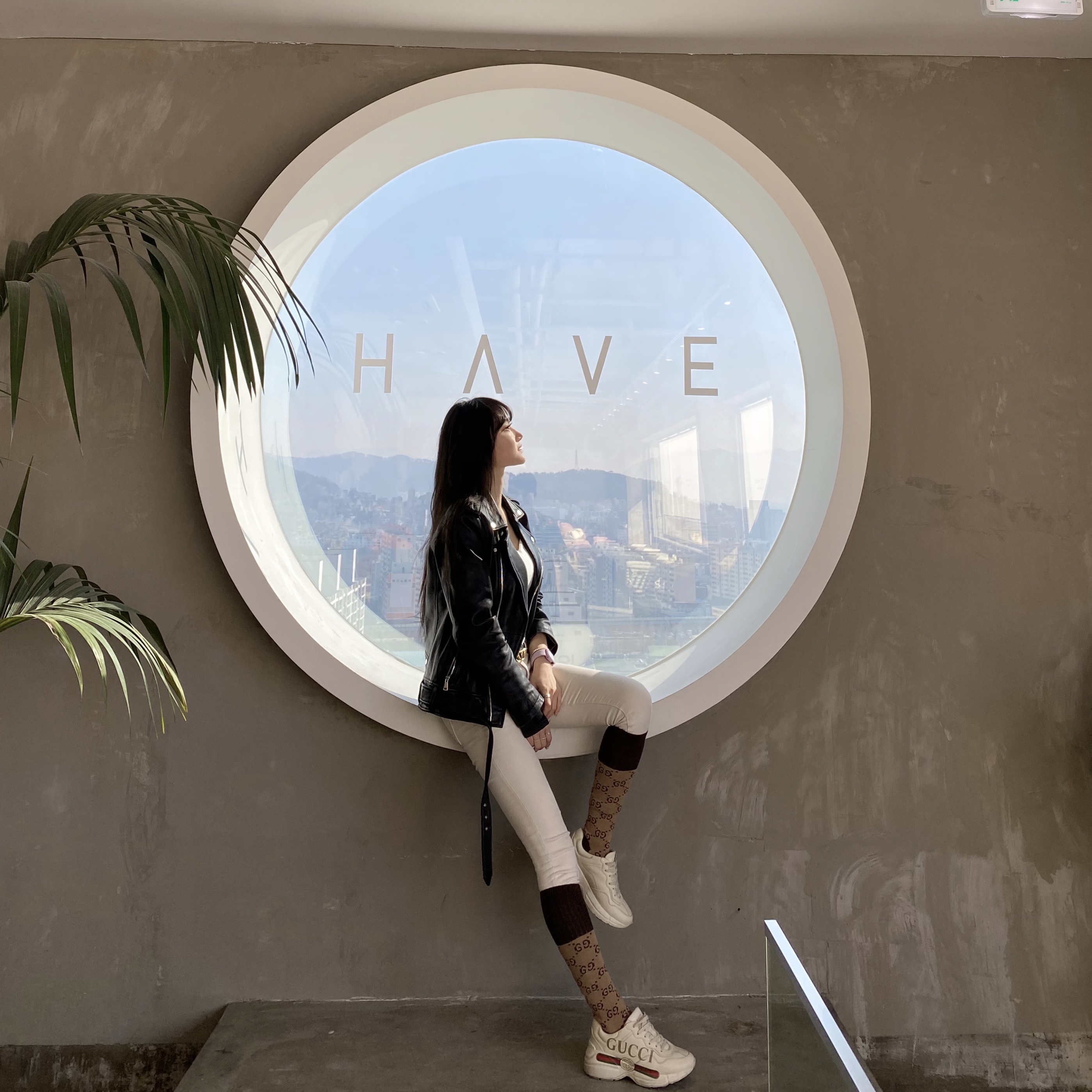 @crescent_so... (@crescent_so...) 님의 게시물 | KREAM