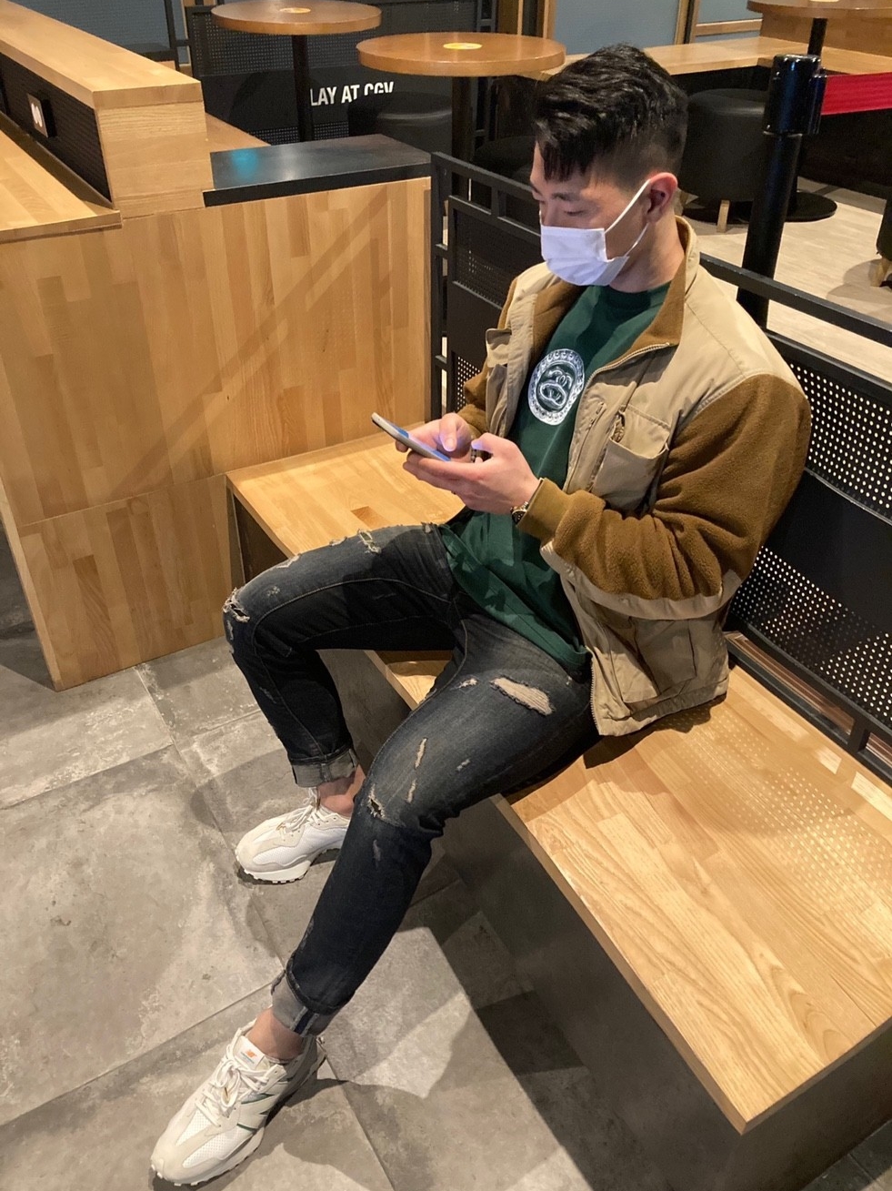 JJ Cho (@illadelph_jj) 님의 게시물 | KREAM