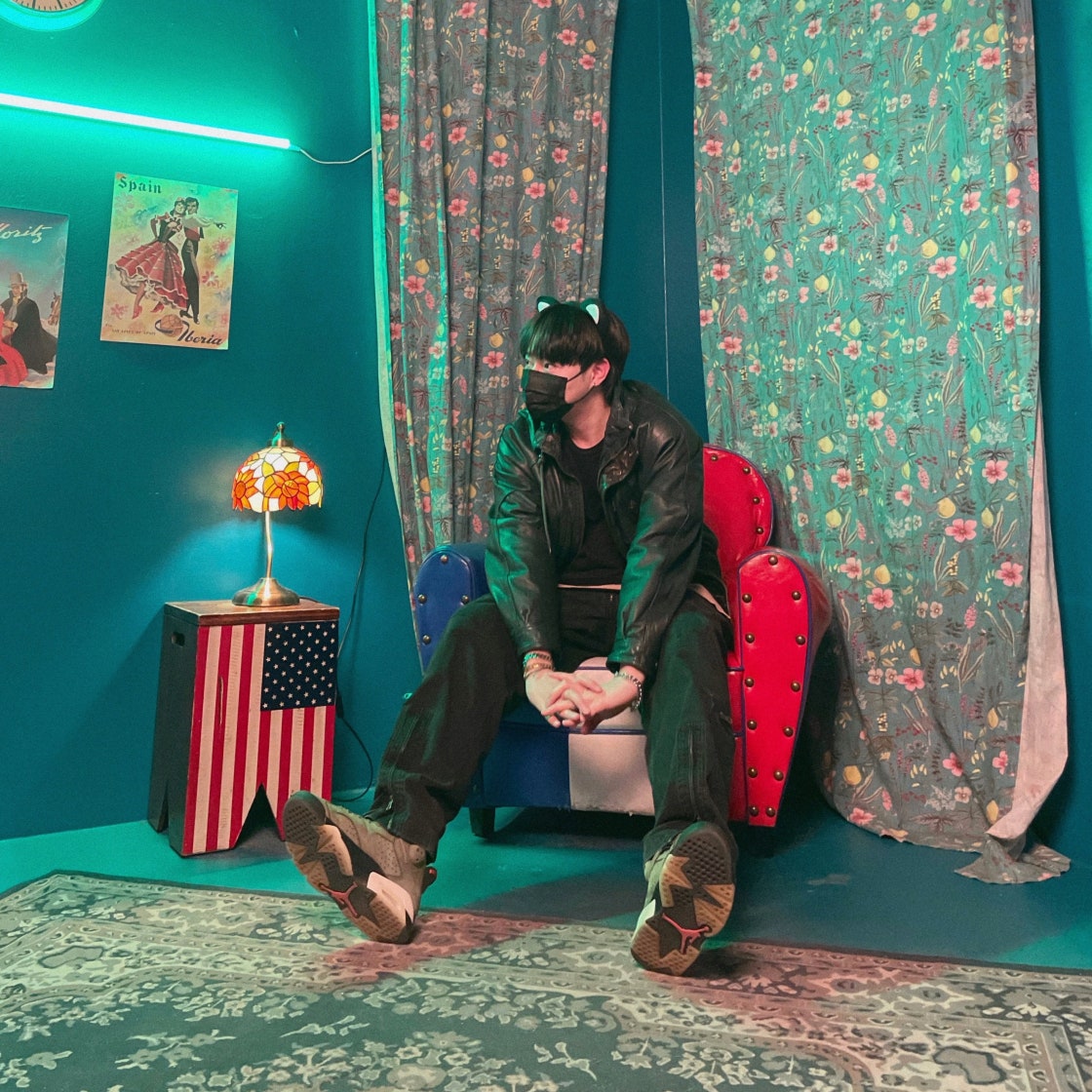 탱 (@tangtang_park) 님의 게시물 | KREAM