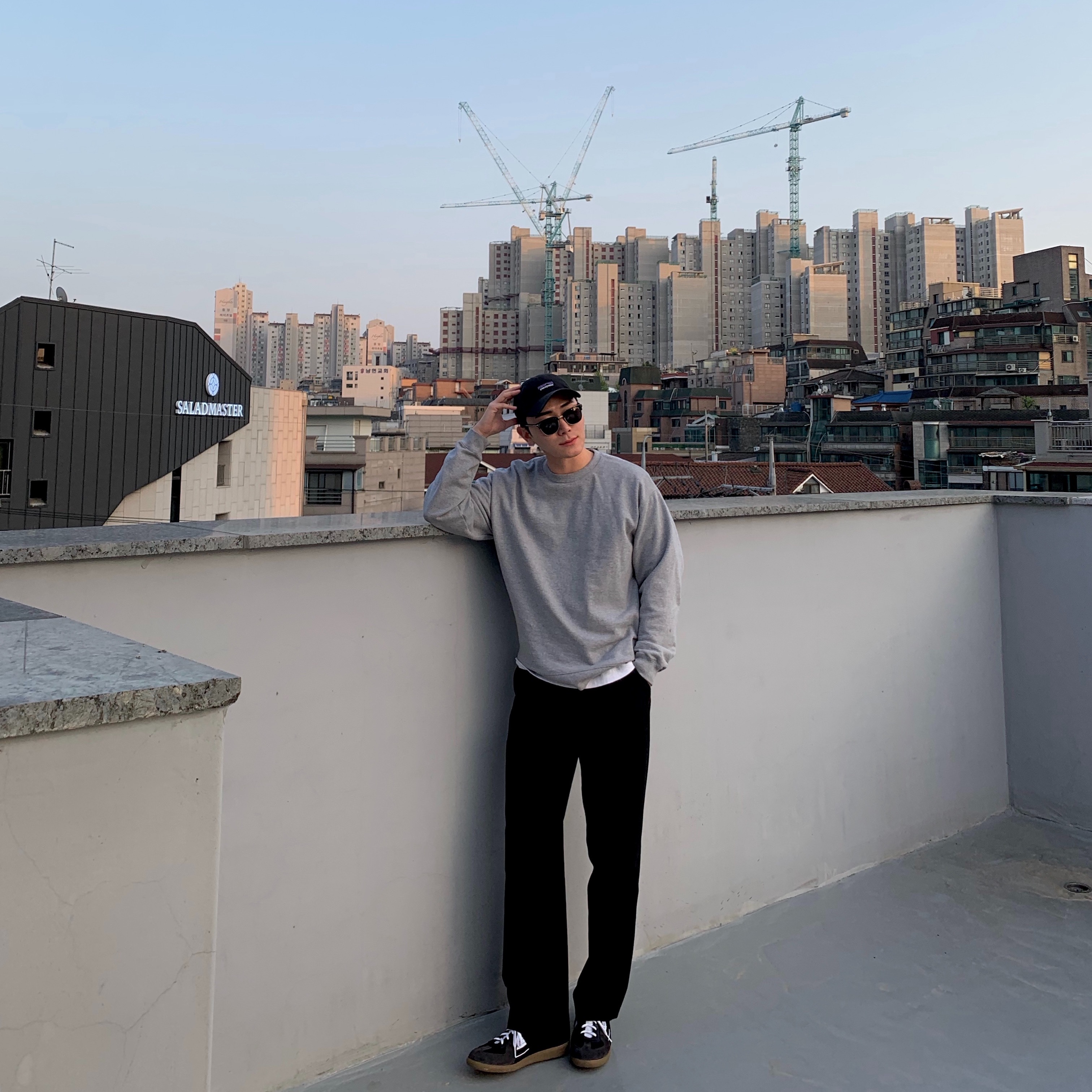 (@rendzvu) 님의 게시물 | KREAM