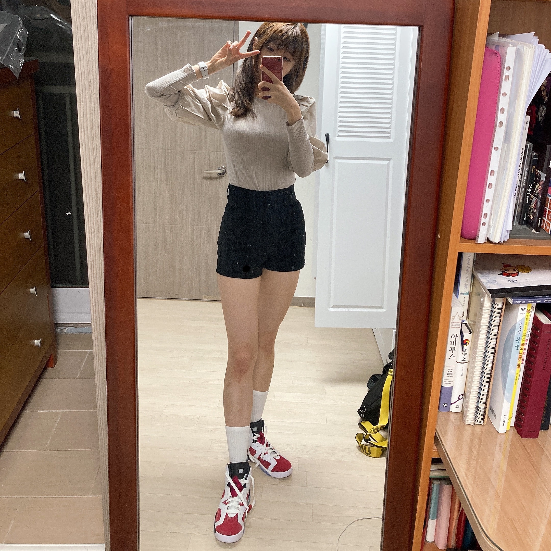 장희인 (@sipp35) 님의 게시물 | KREAM