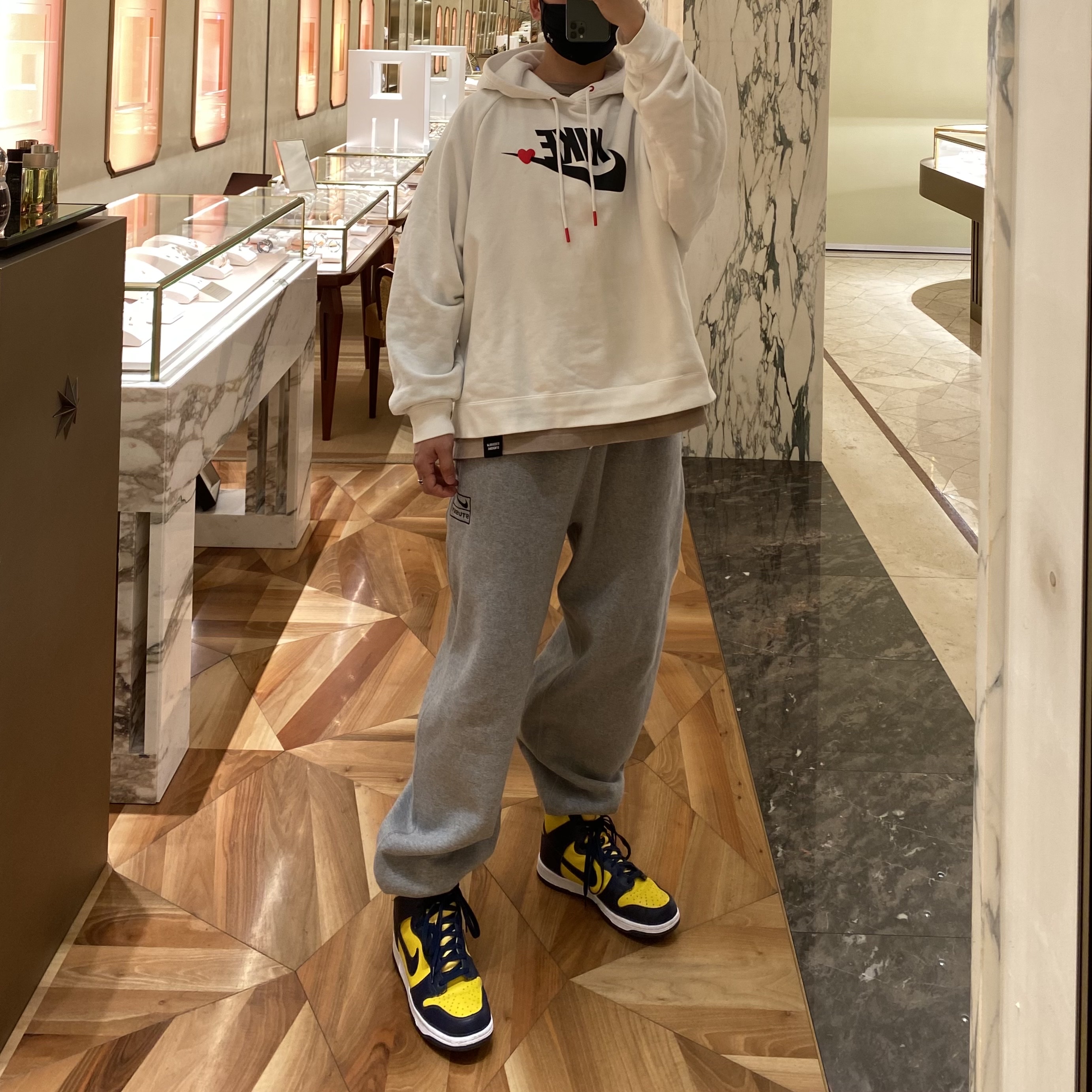 insta : @_so... (@soybeen) 님의 게시물 | KREAM