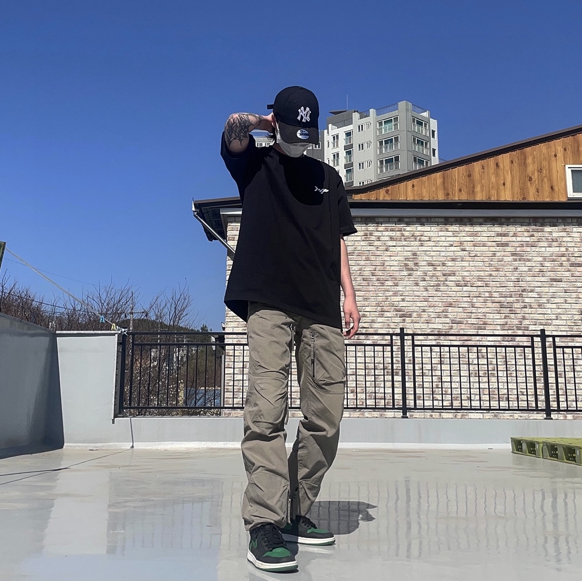 효진 (@develop_clmx) 님의 게시물 | KREAM