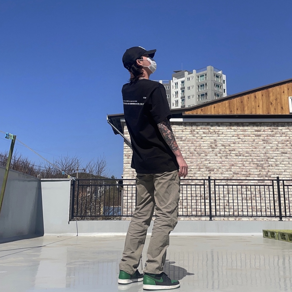 효진 (@develop_clmx) 님의 게시물 | KREAM