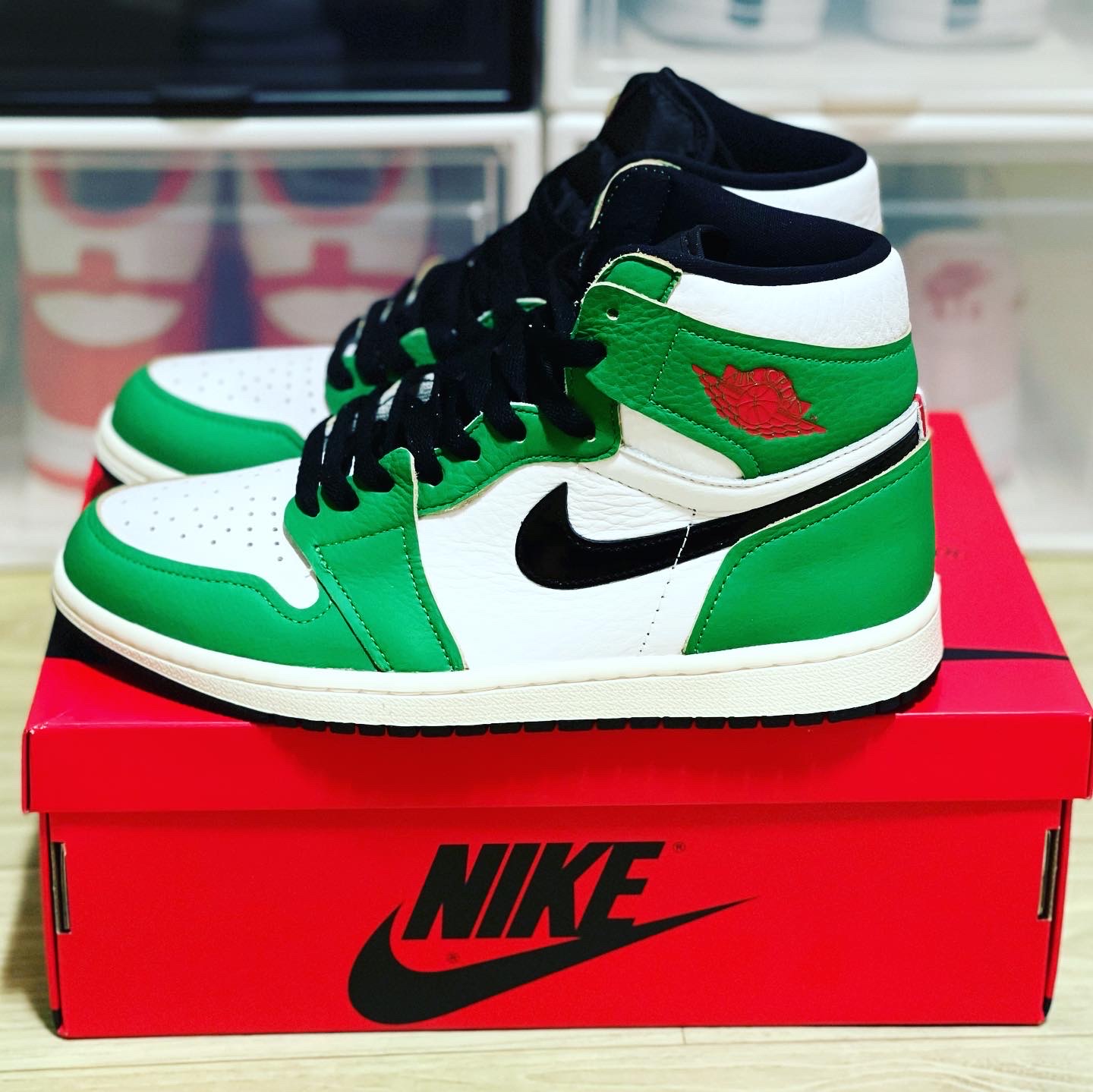 그니 (@g_lee) 님의 게시물 | KREAM