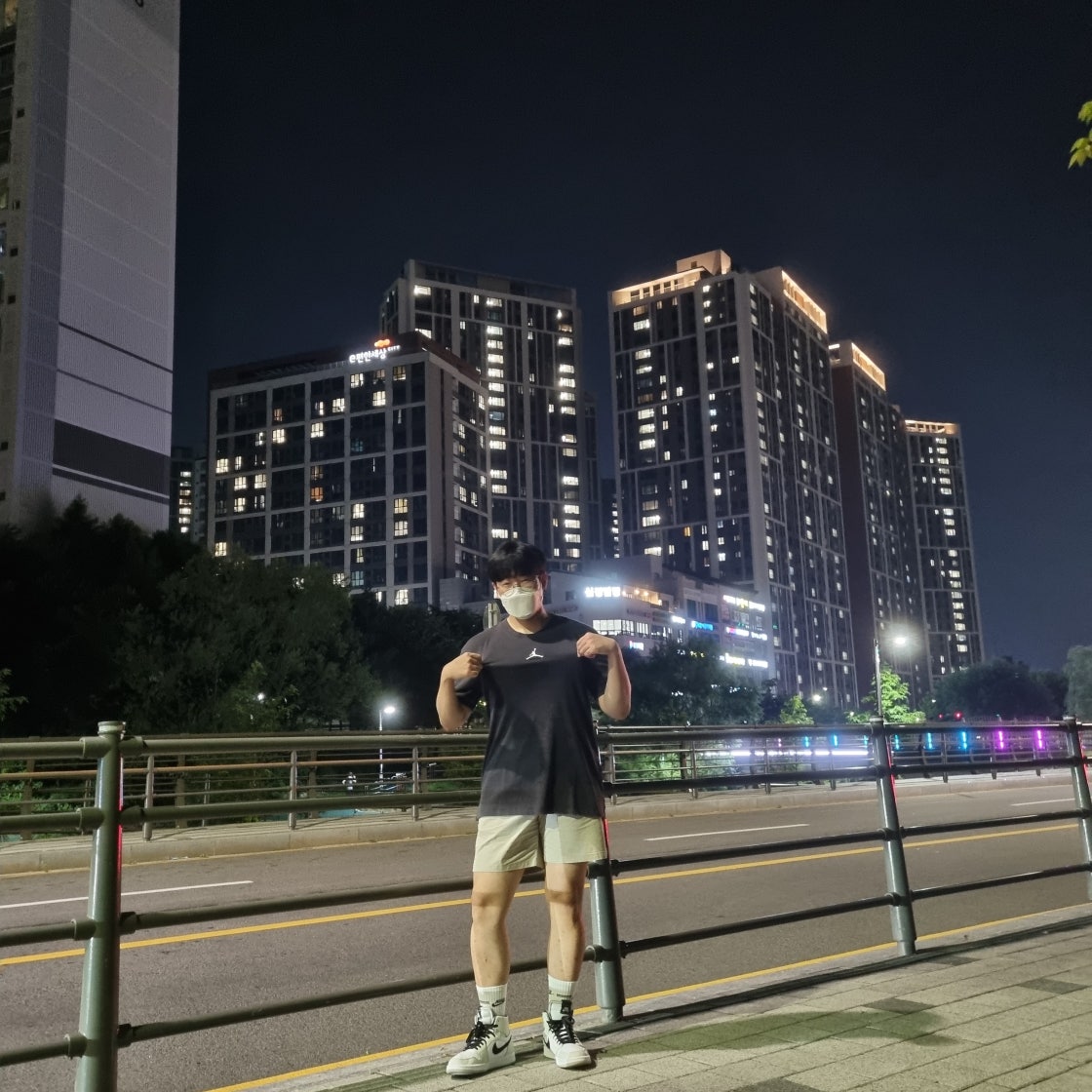 Ethan (@ju_eui94) 님의 게시물 | KREAM