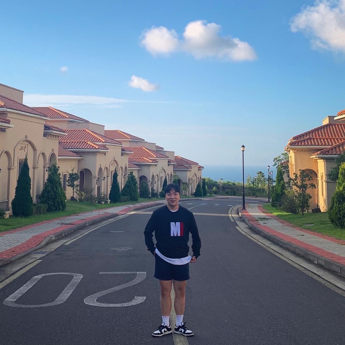 망우삼림 (@psm1204) 님의 게시물 | KREAM