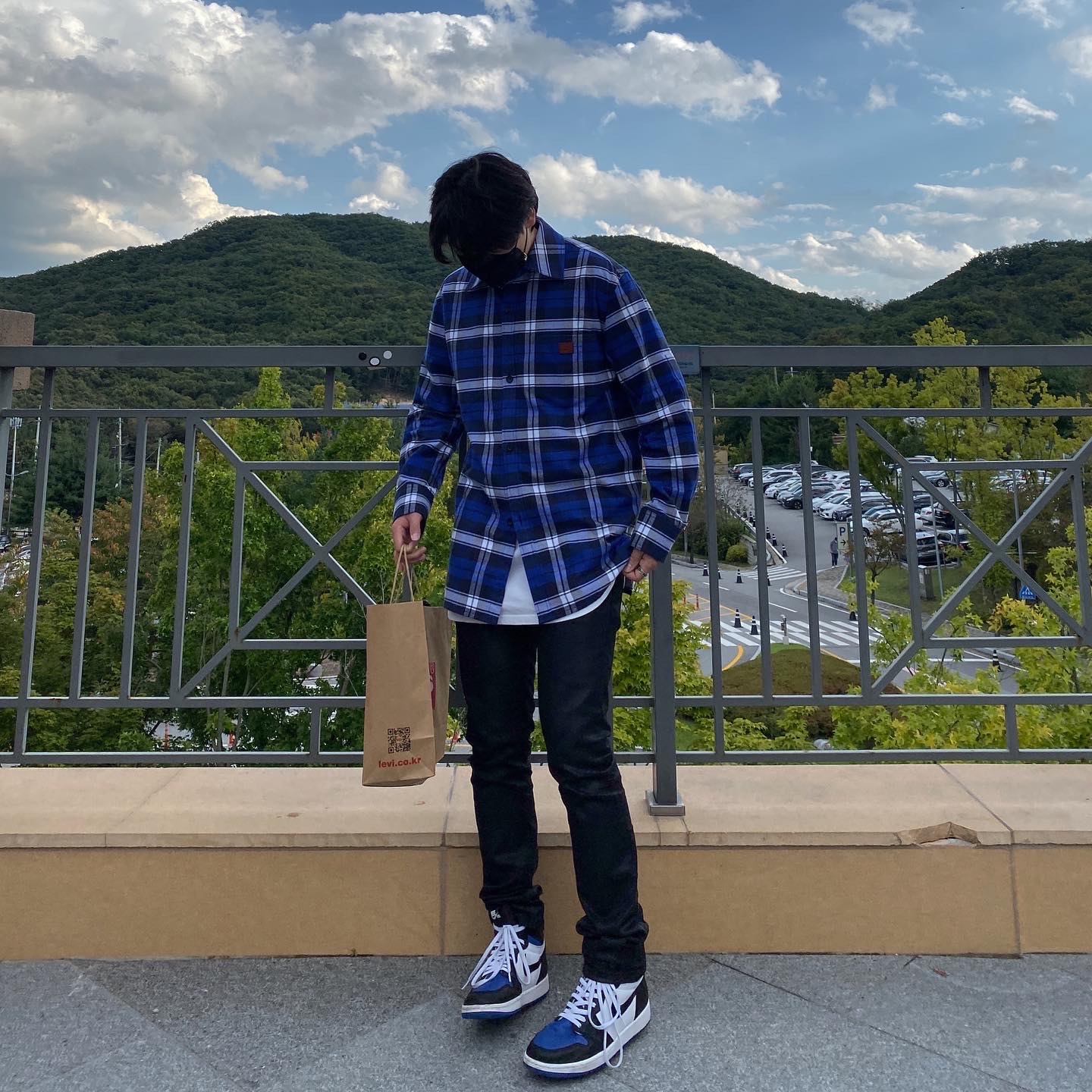 jack1220 (@seungq) 님의 게시물 | KREAM