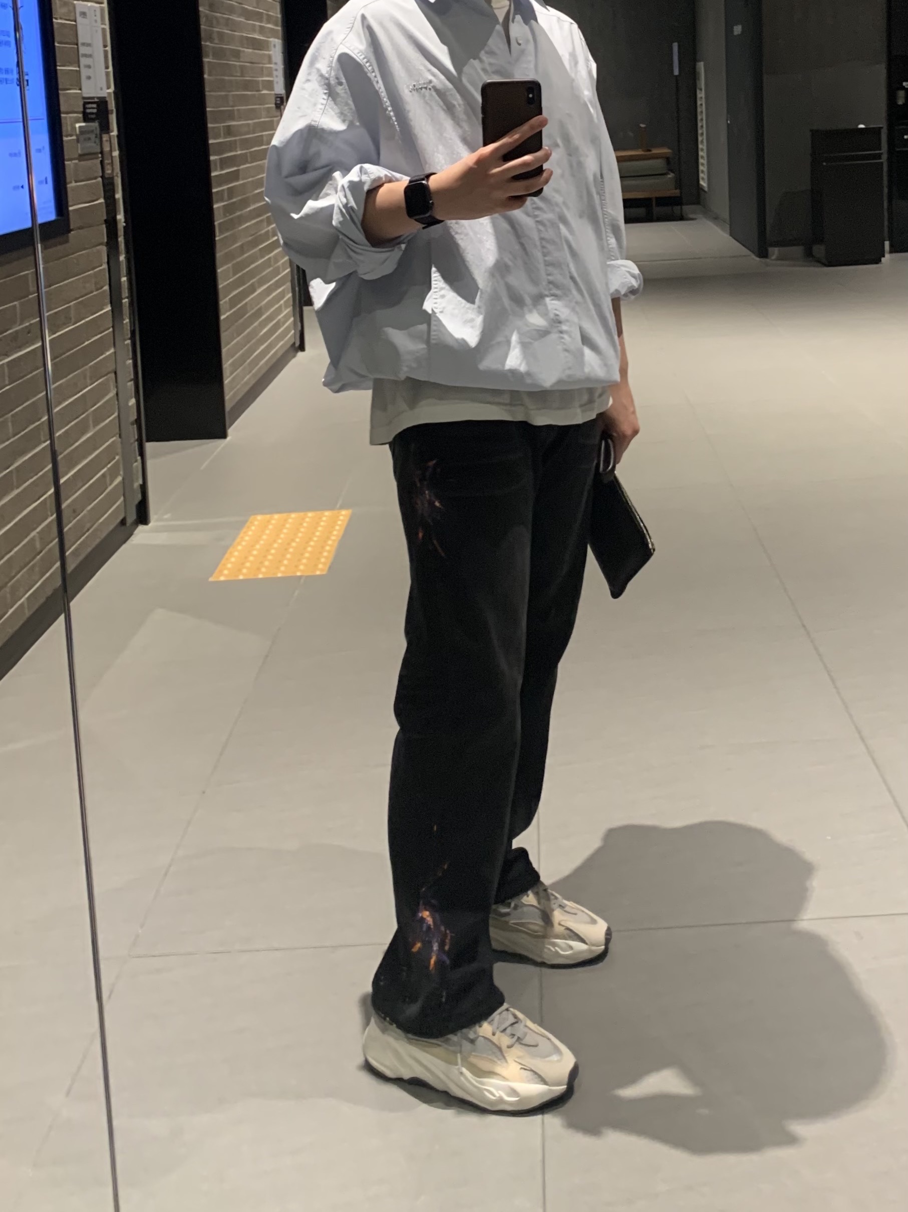 (@greatoms) 님의 게시물 | KREAM