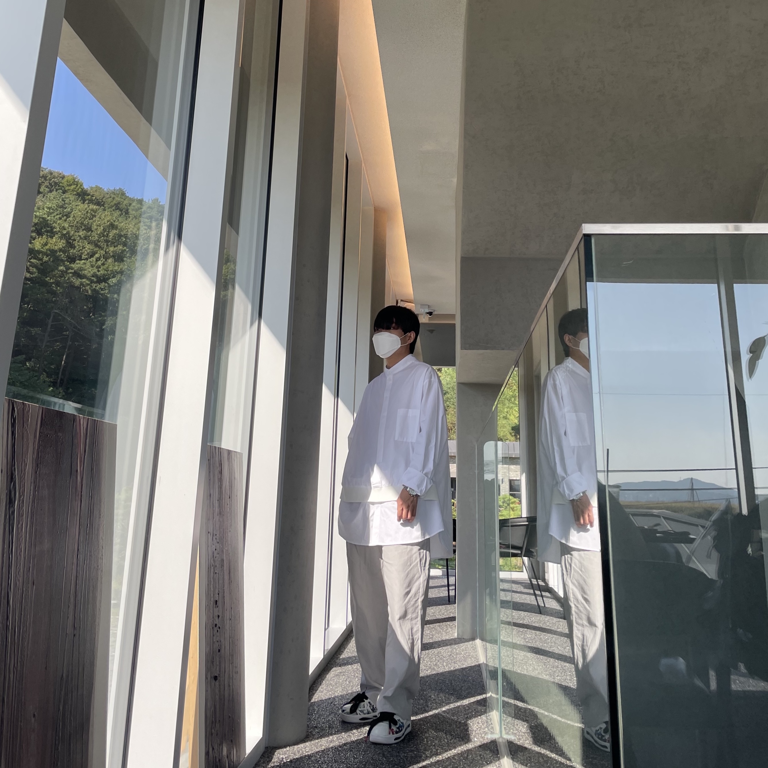 (@invade.kr) 님의 게시물 | KREAM