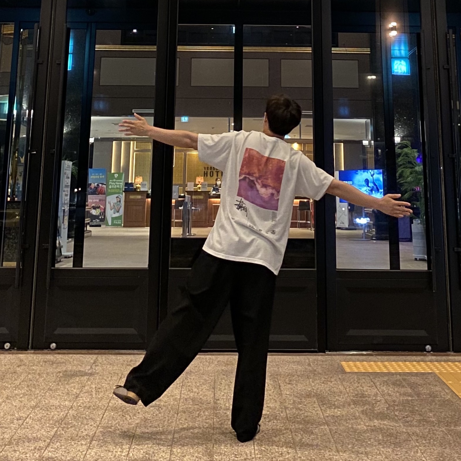 2:1:2 (@mir.stagram) 님의 게시물 | KREAM