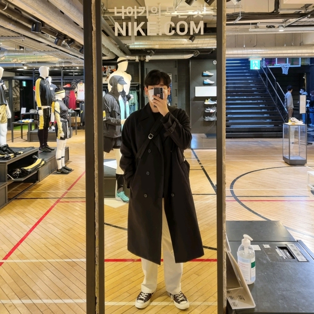 jjjj (@jneomc) 님의 게시물 | KREAM