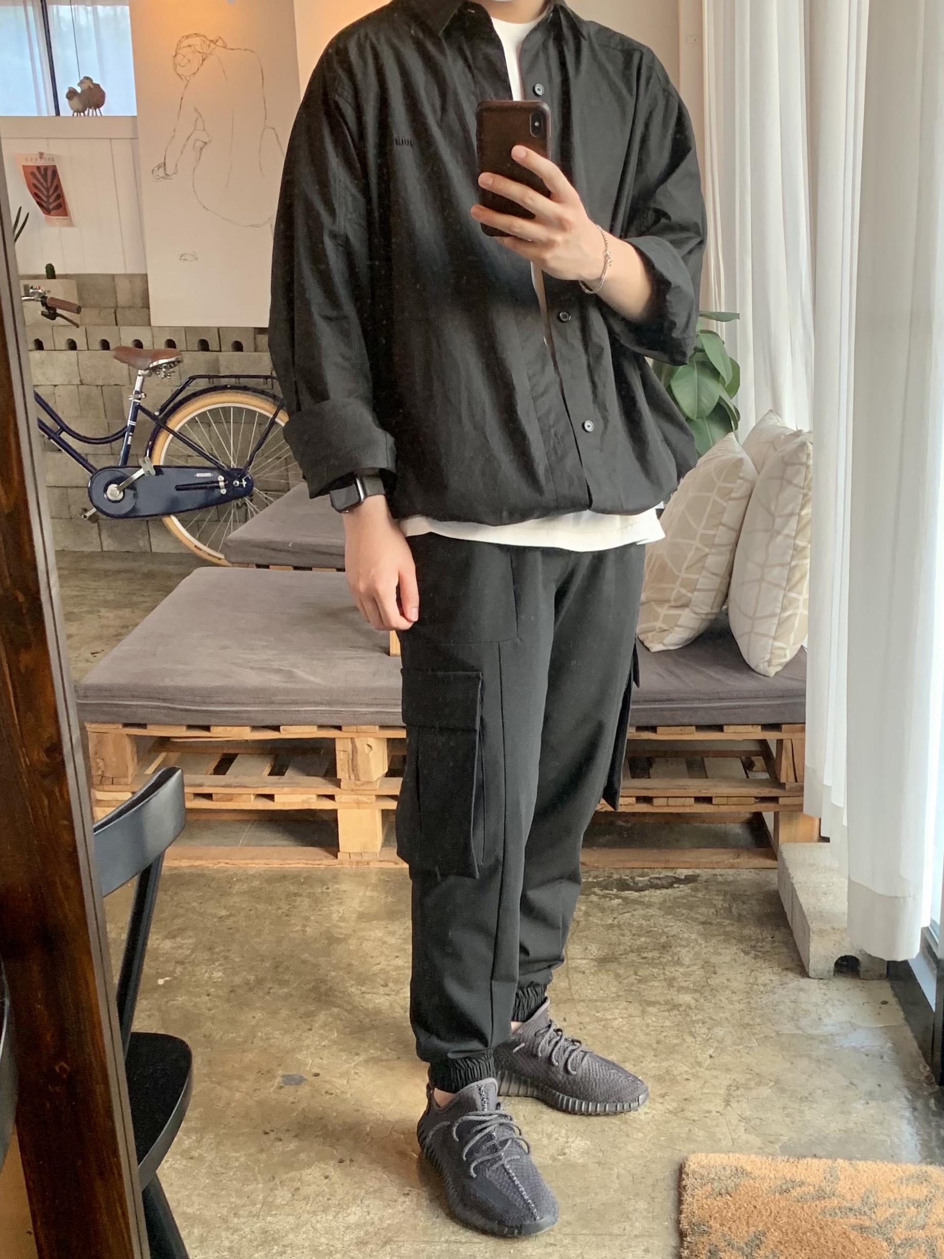 (@greatoms) 님의 게시물 | KREAM