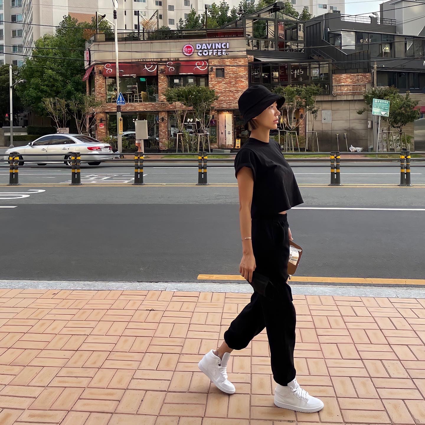 도드리 (@dearsaem) 님의 게시물 | KREAM