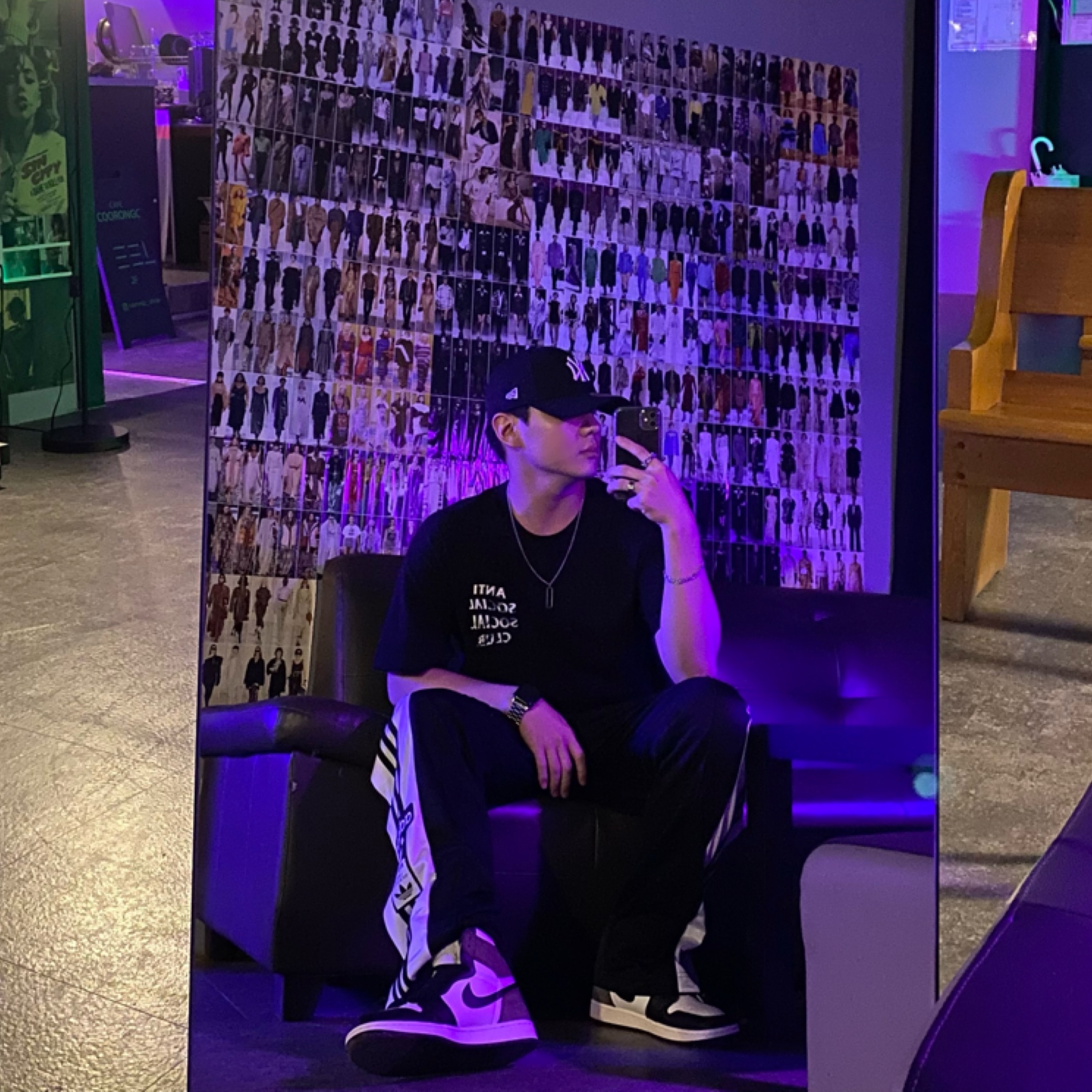 김홍민 (@mong_minn) 님의 게시물 | KREAM