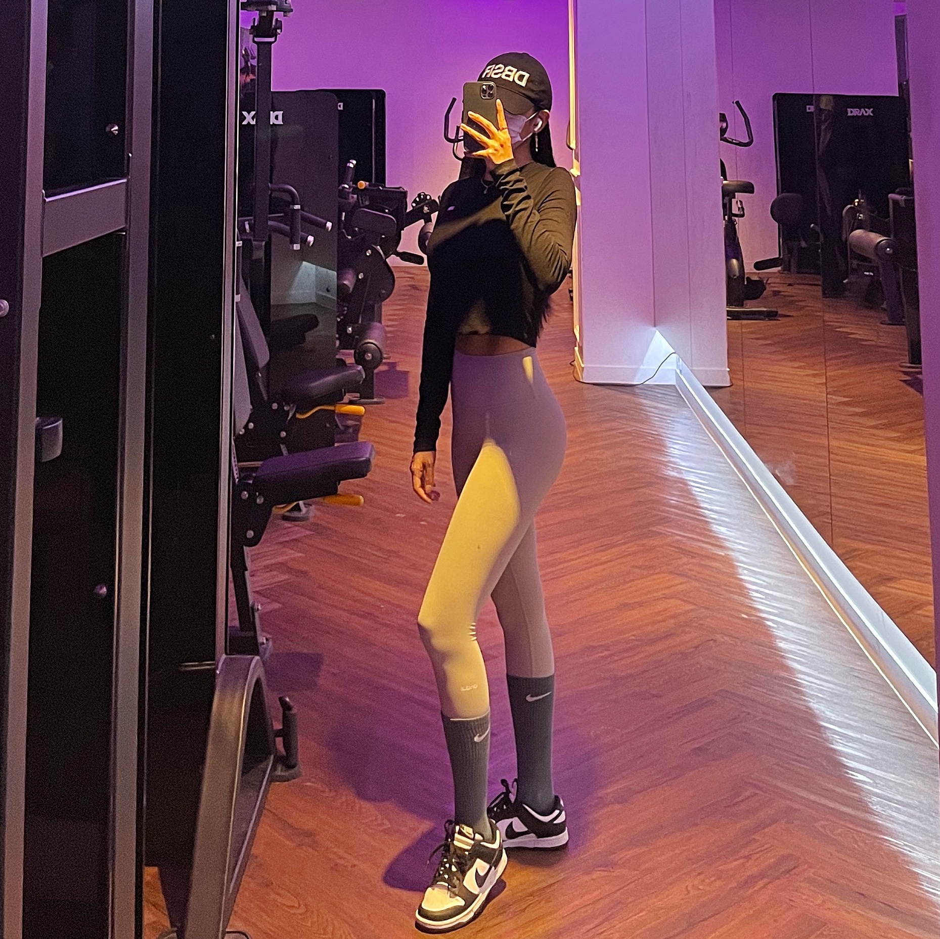 밍D (@y.mj_) 님의 게시물 | KREAM