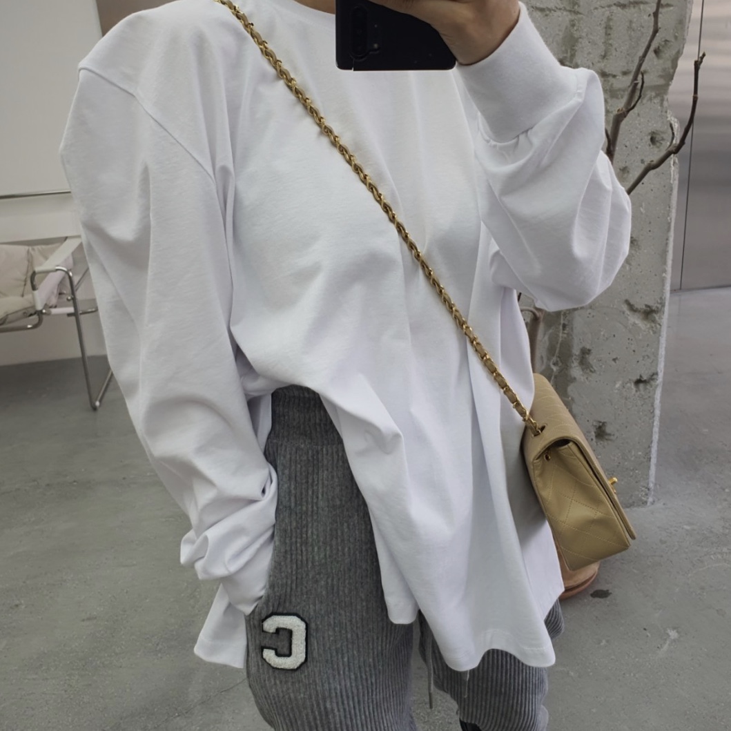 김아미 (@hoami00) 님의 게시물 | KREAM