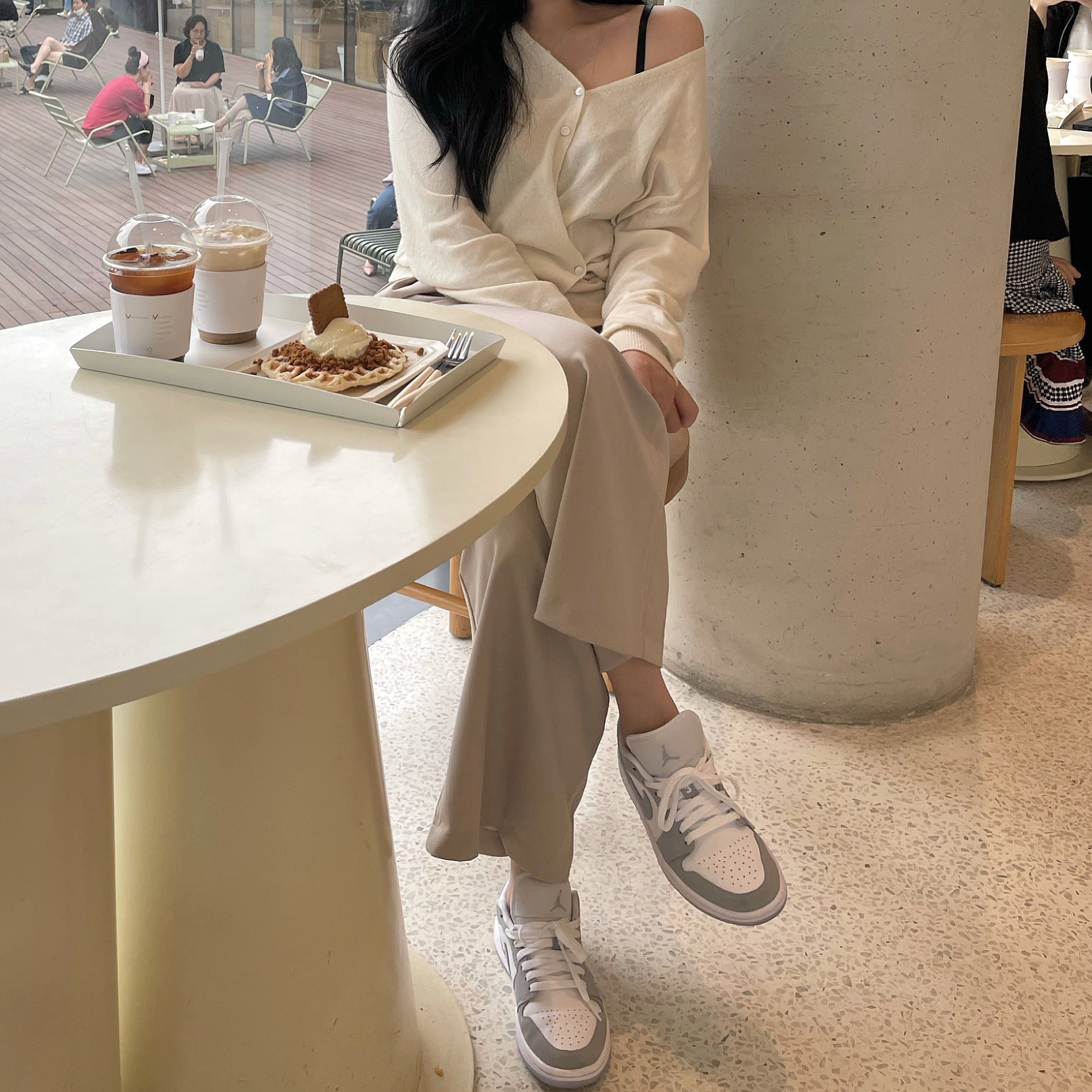 쏘블 (@xxovely) 님의 게시물 | KREAM