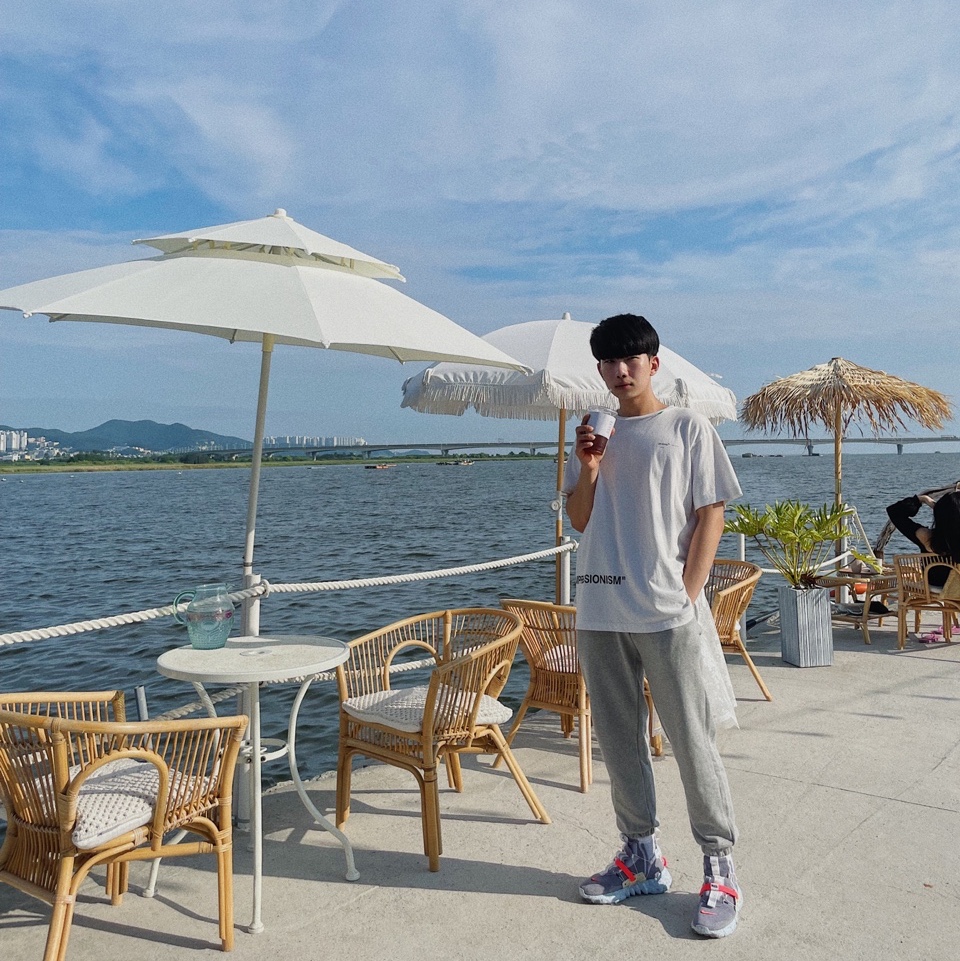 주현승 (@seung.__.ll) 님의 게시물 | KREAM