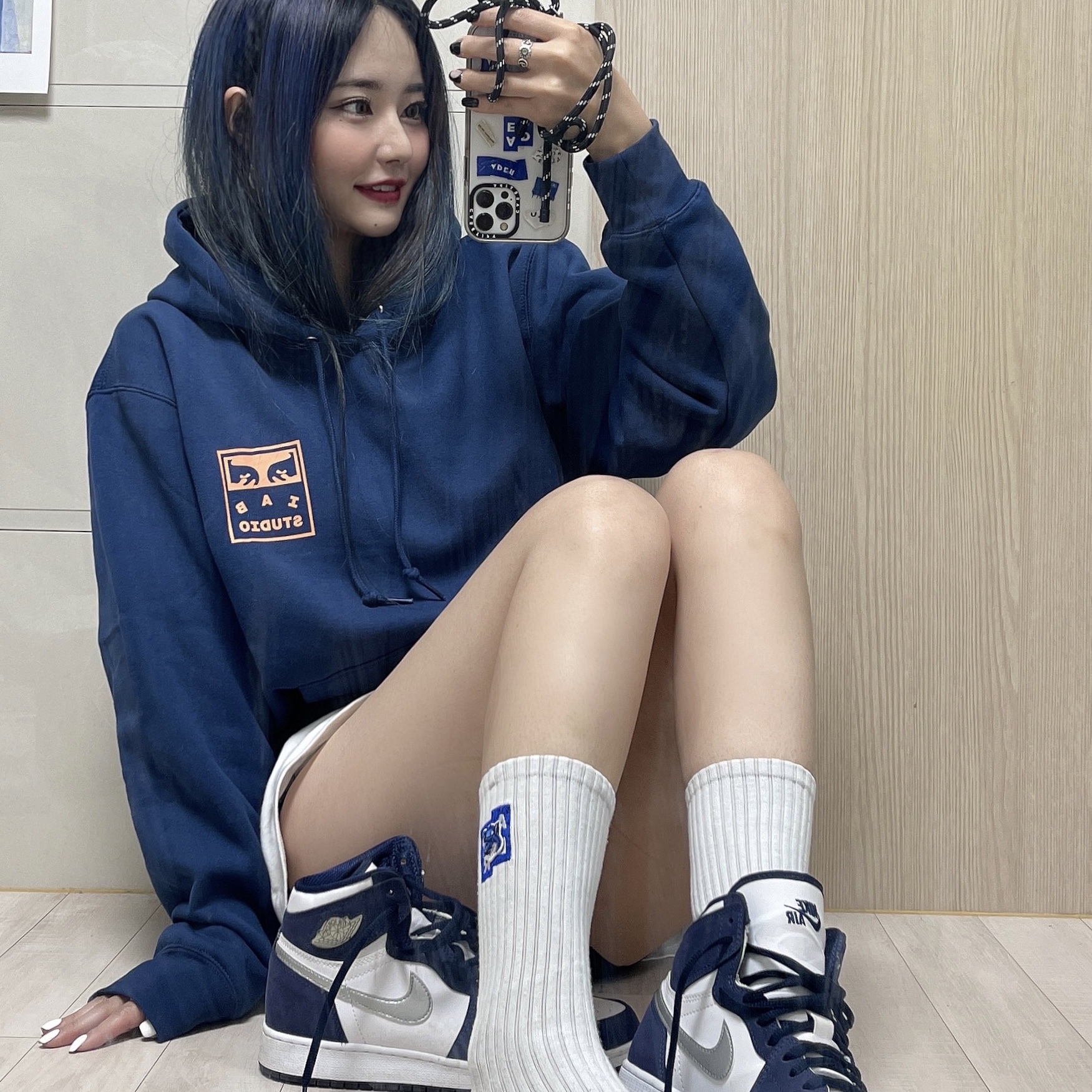 선의 (@hsd_09_) 님의 게시물 | KREAM