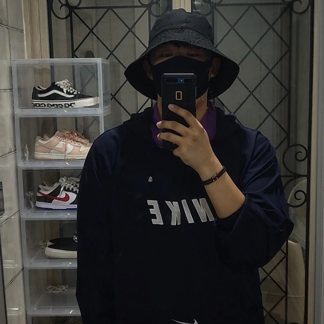 ㅇㅎ (@000809_) 님의 게시물 | KREAM