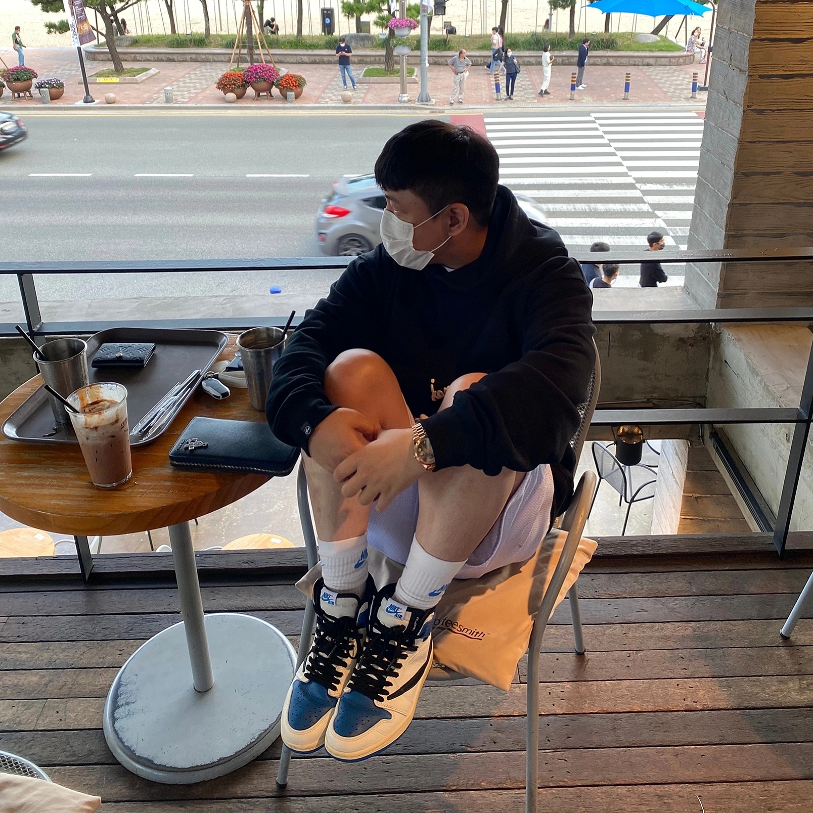 안성태 (@dkstjdxo) 님의 게시물 | KREAM