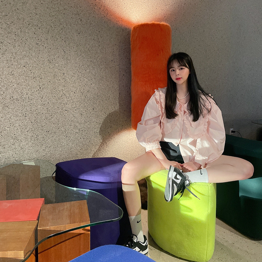 (@seulgiruna) 님의 게시물 | KREAM