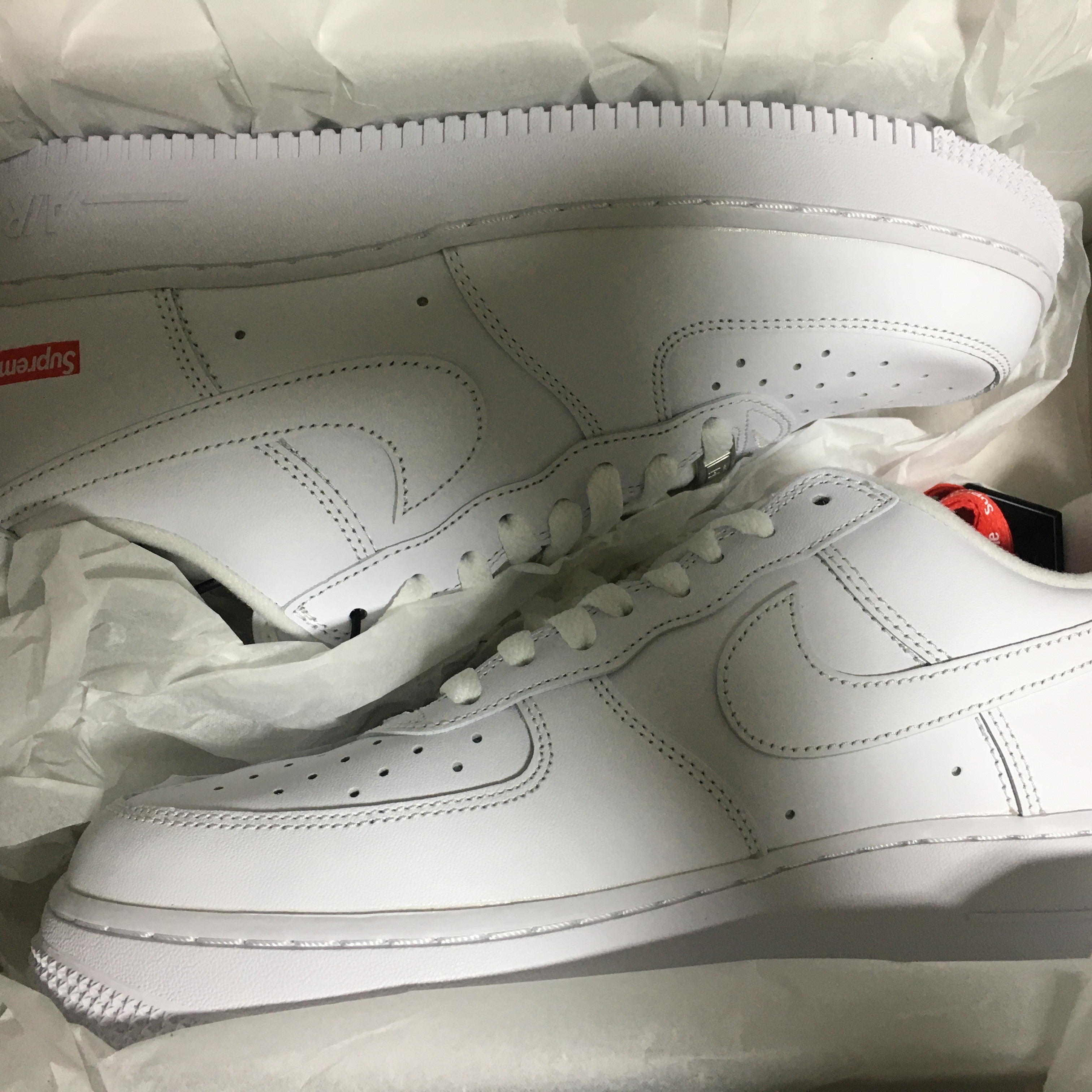 권민수 (@kicks__98) 님의 게시물 | KREAM