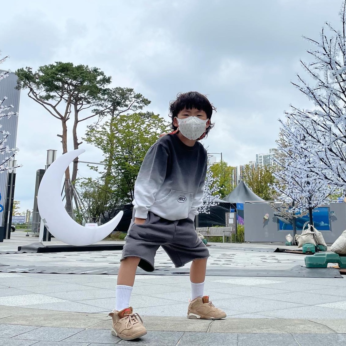 boo (@boo__) 님의 게시물 | KREAM