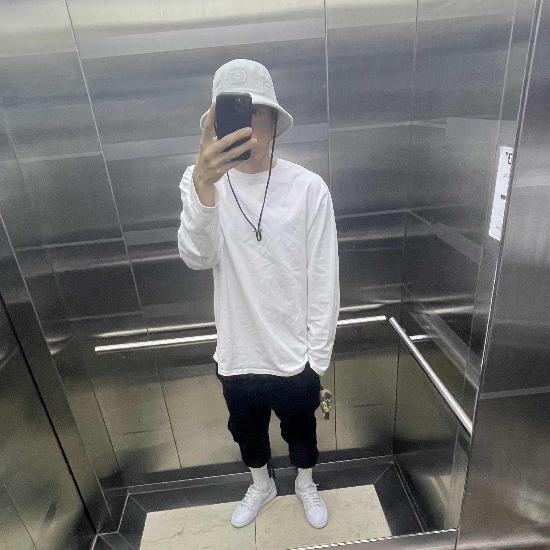 jack (@yo_oy) 님의 게시물 | KREAM