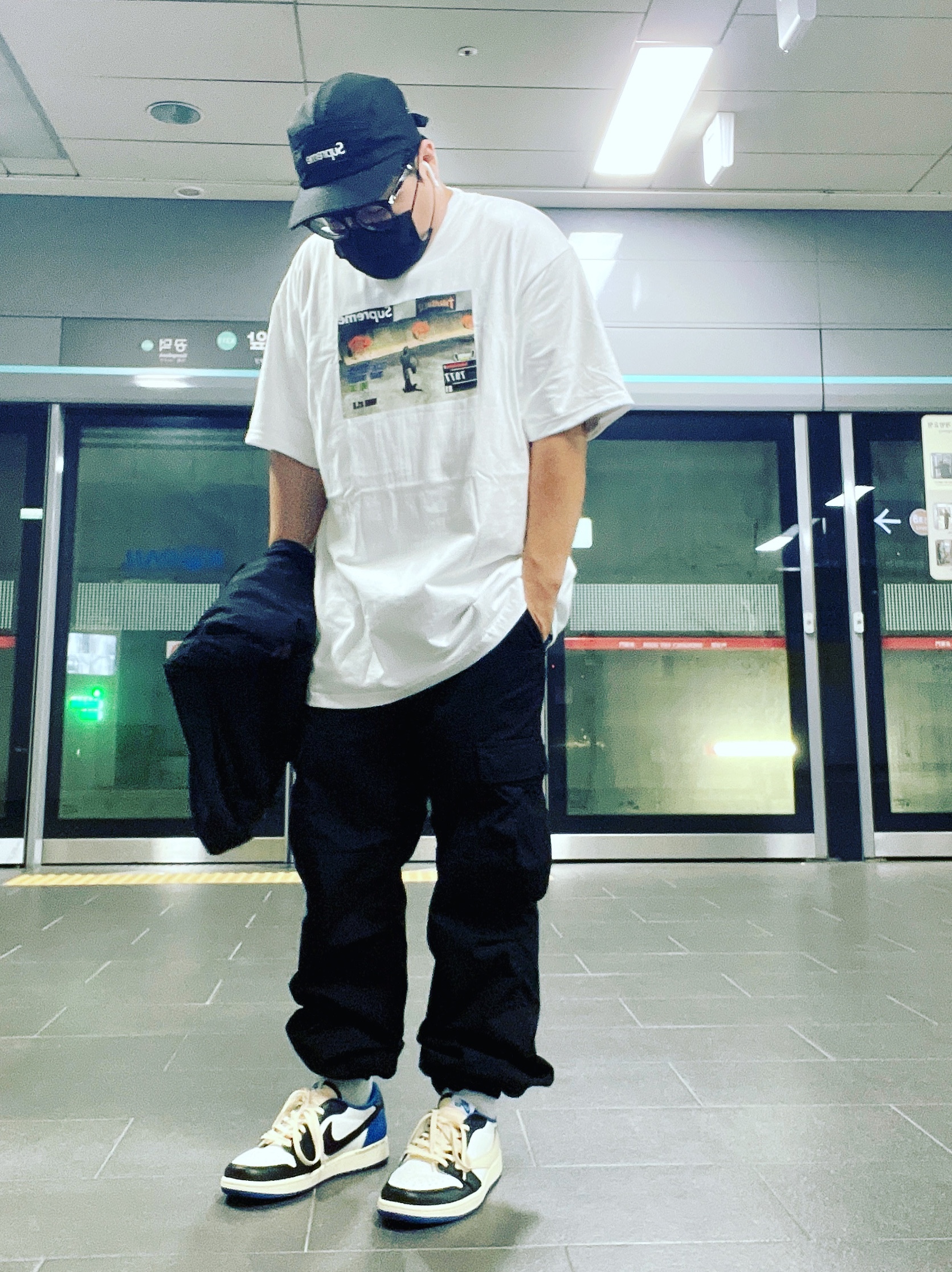 kkk (@pkh754) 님의 게시물 | KREAM