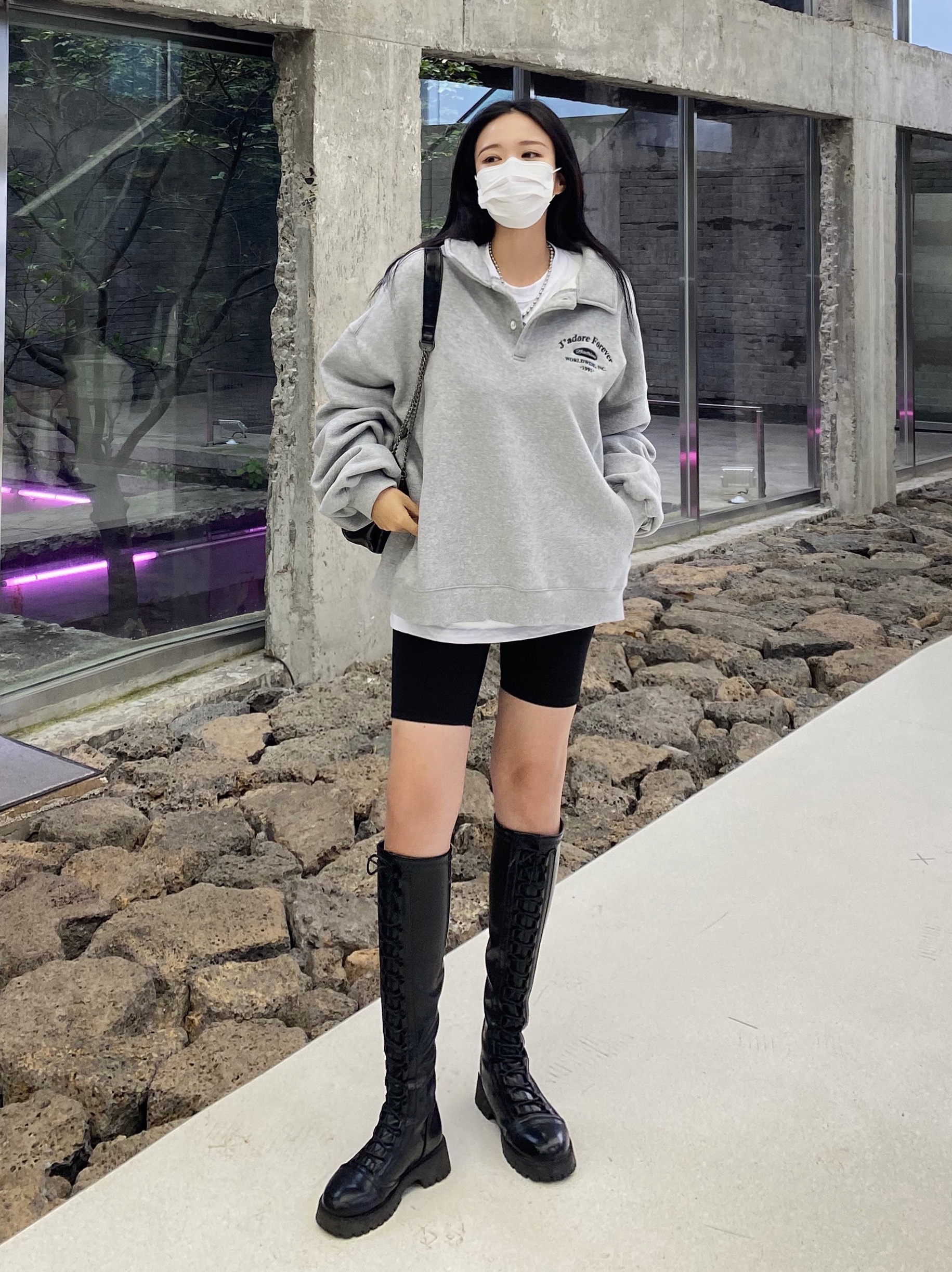 주다 (@z00___daa) 님의 게시물 | KREAM