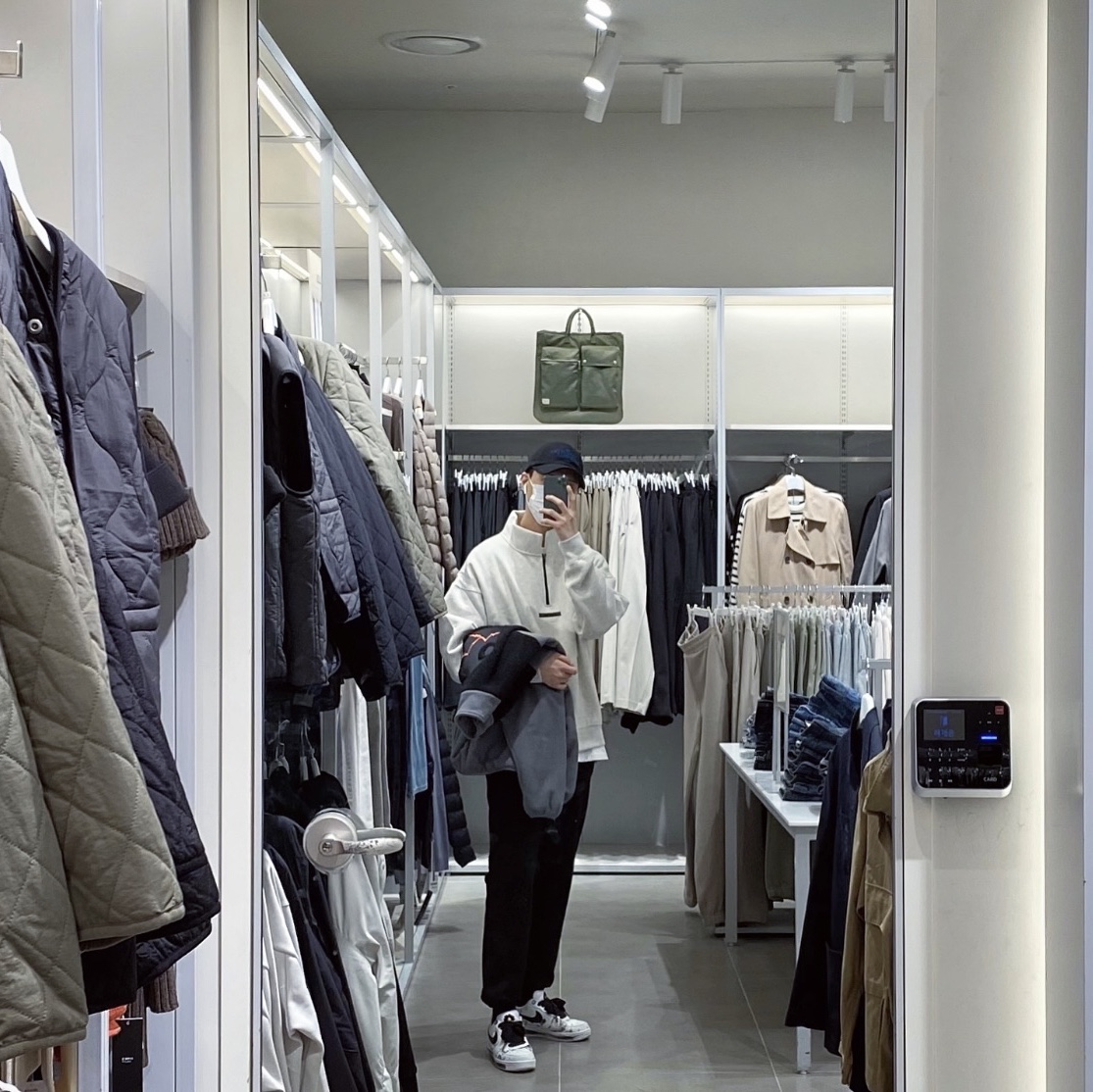 (@iidllee) 님의 게시물 | KREAM