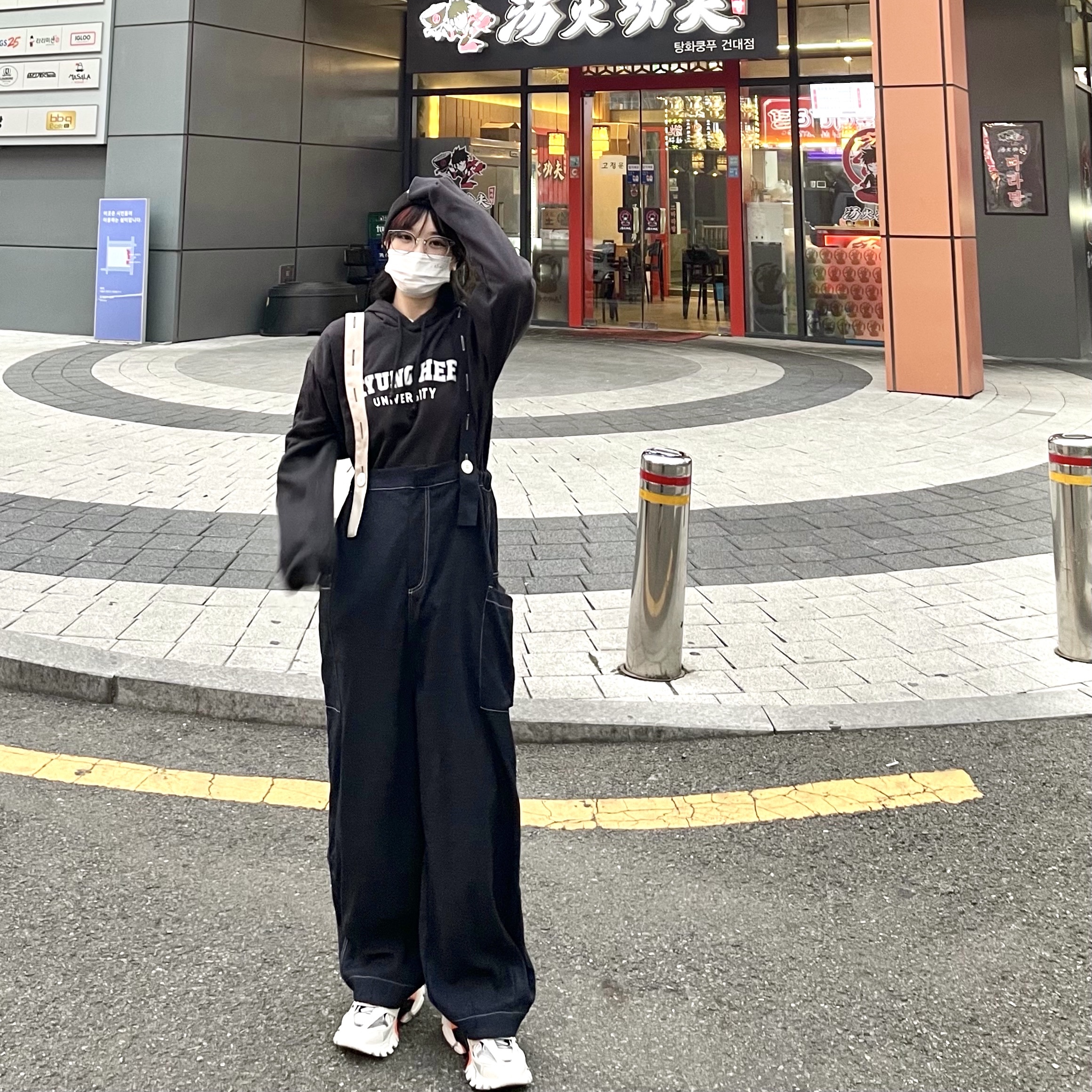 조이 (@ze412) 님의 게시물 | KREAM