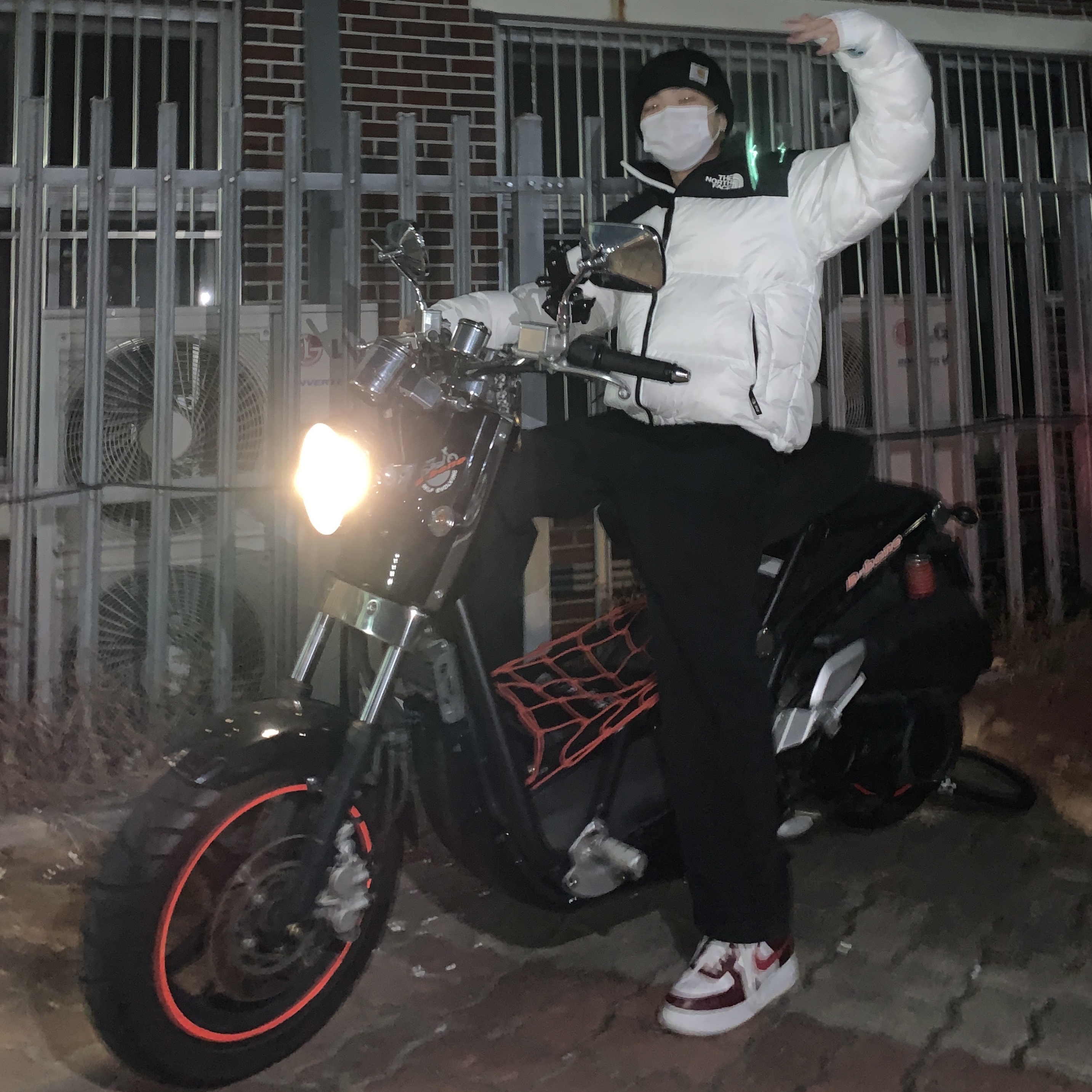 최성근 (@indigopunk) 님의 게시물 | KREAM