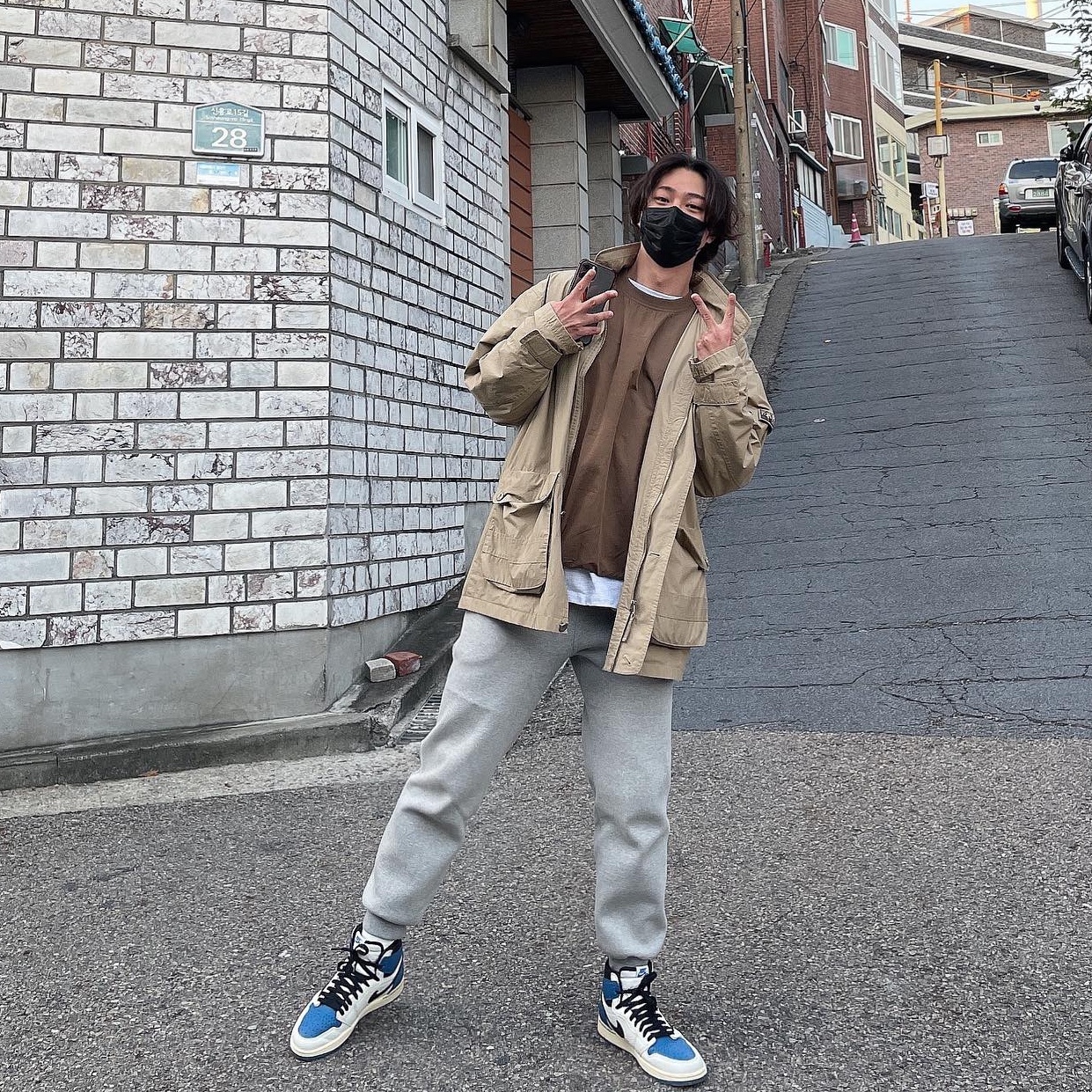 kim.j.g (@junbo) 님의 게시물 | KREAM