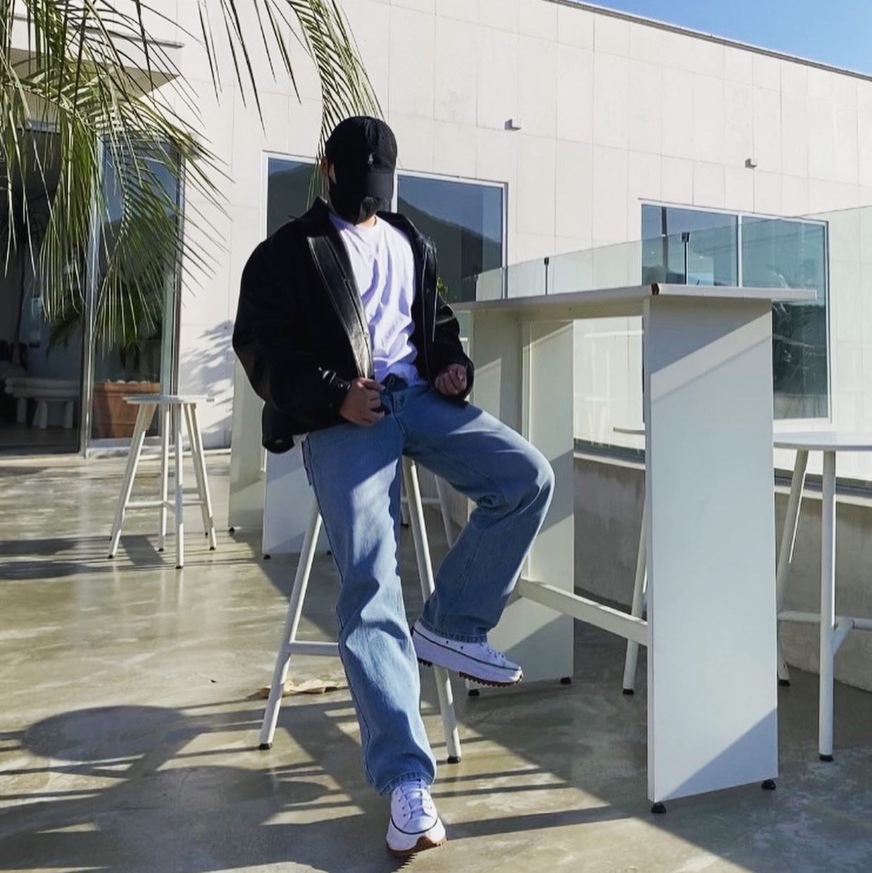 kne7173 (@jin_woo7172) 님의 게시물 | KREAM