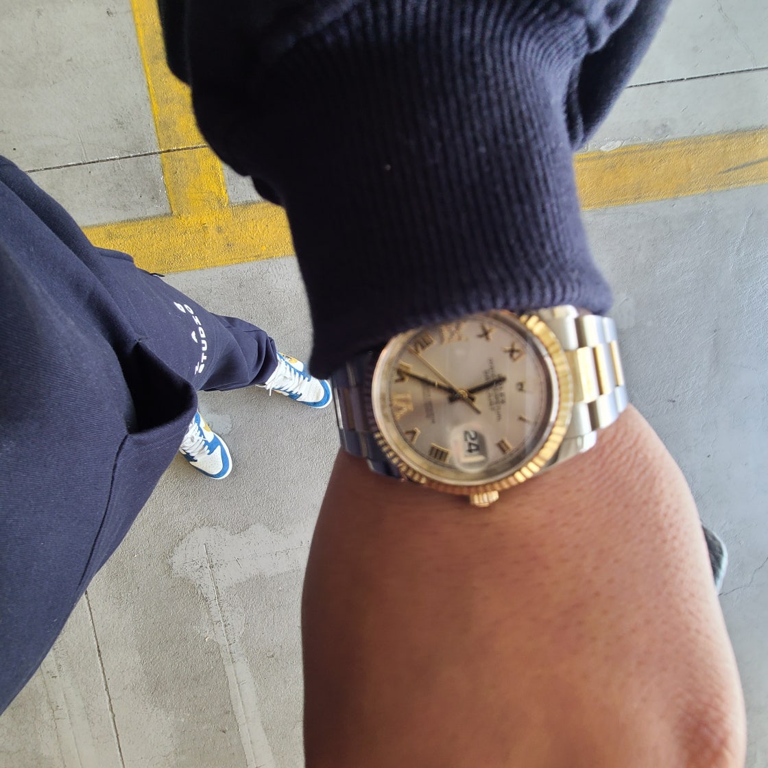 (@king_guu) 님의 게시물 | KREAM