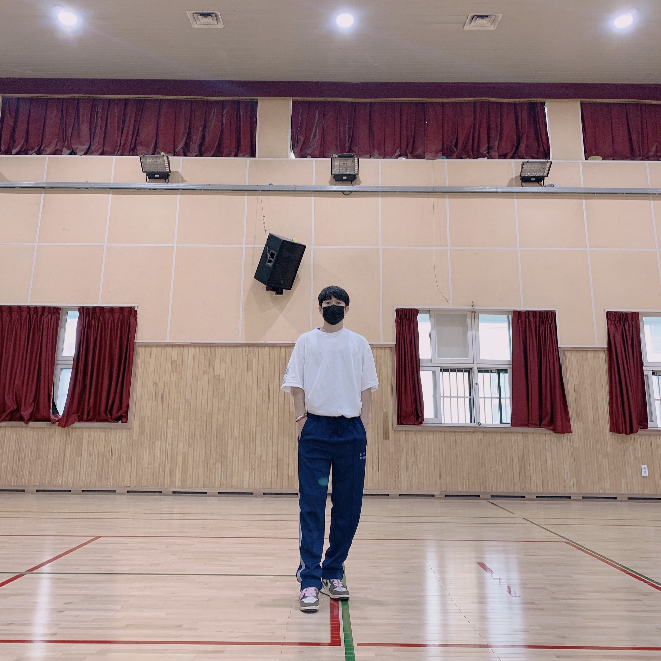 쿠니쿠니 (@electrickun) 님의 게시물 | KREAM