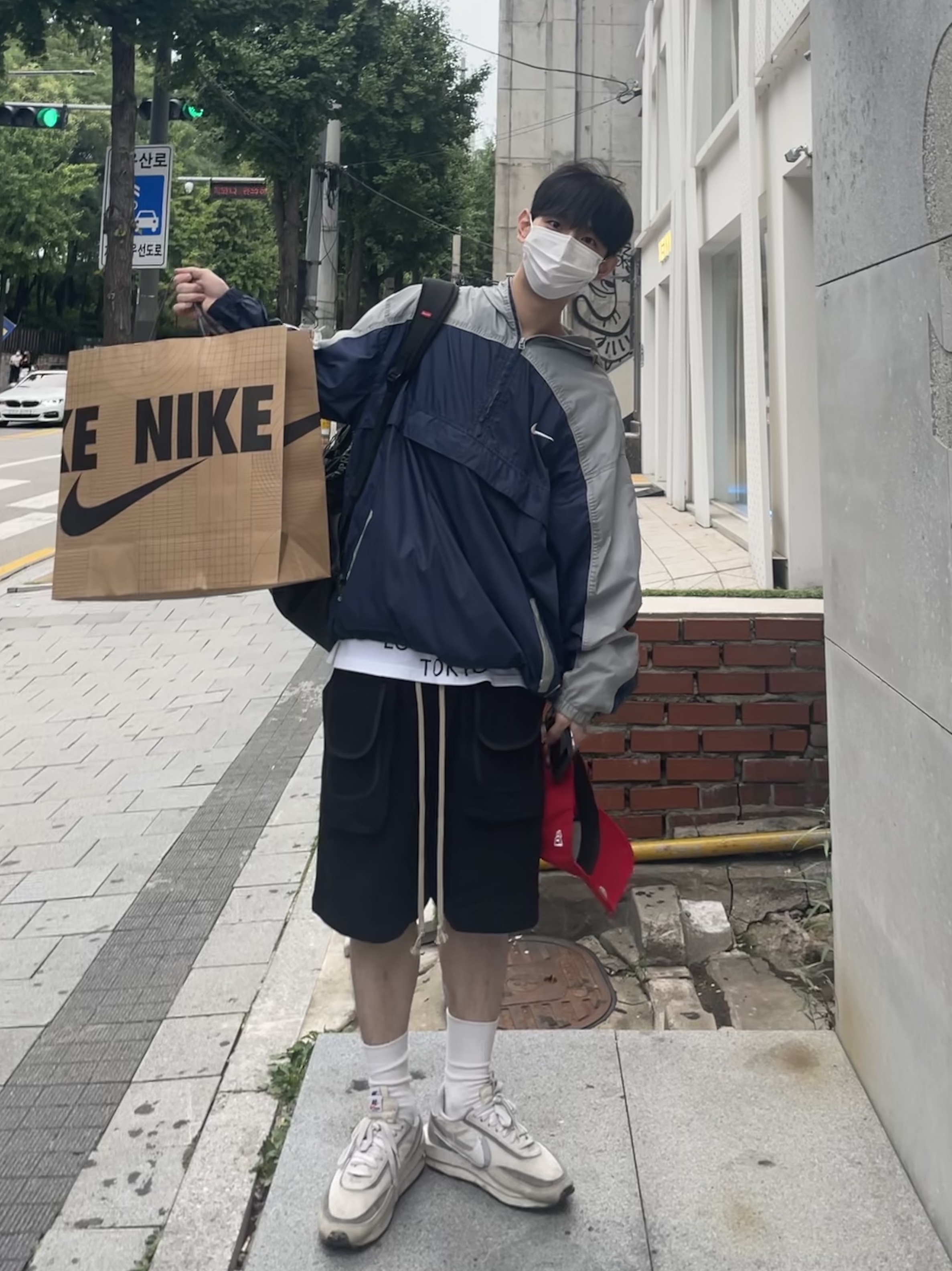 소코년 (@sonyunko) 님의 게시물 | KREAM